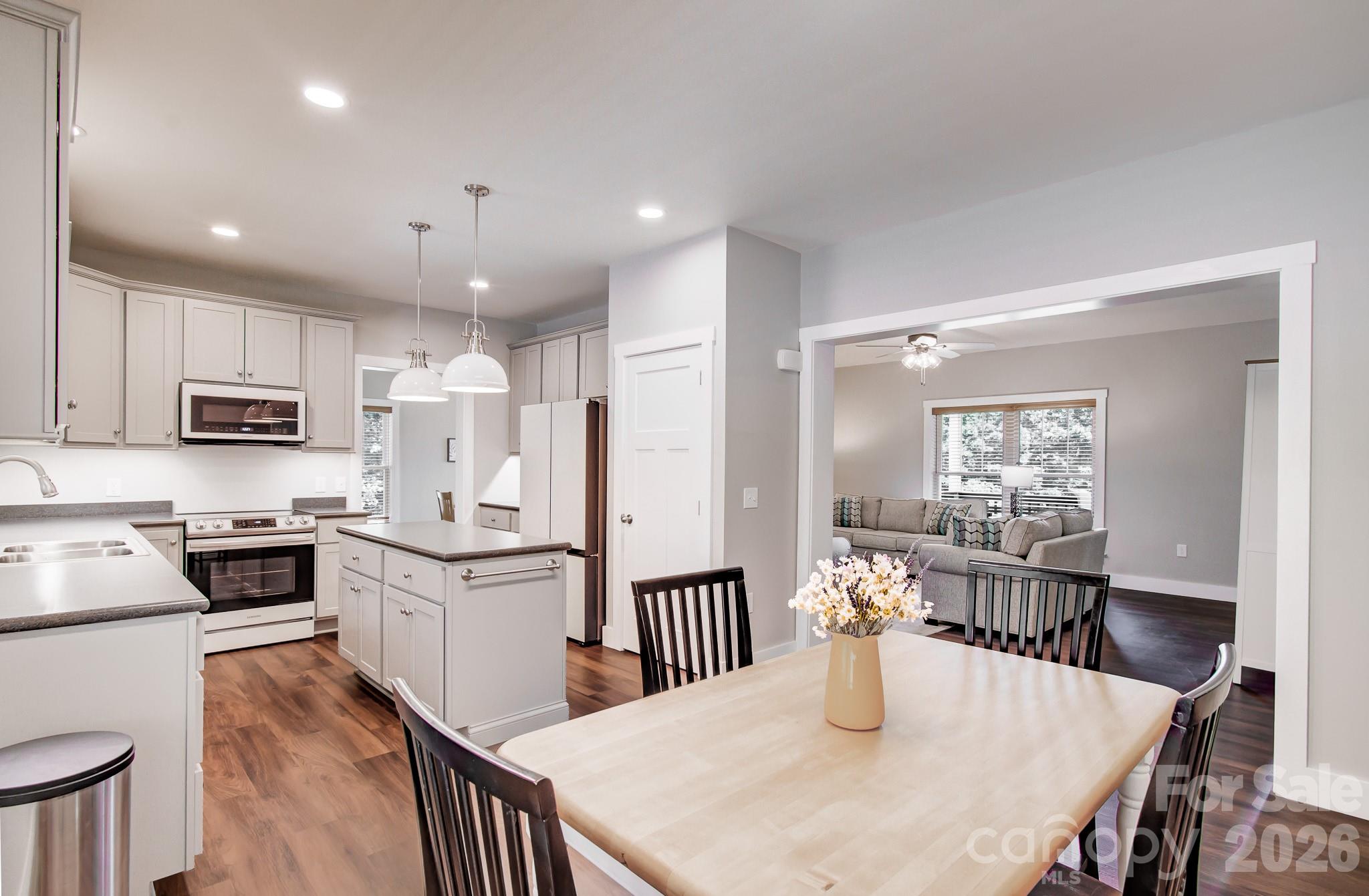 182 Ellerslie Acre None, Hendersonville, NC - photo 10 of 45