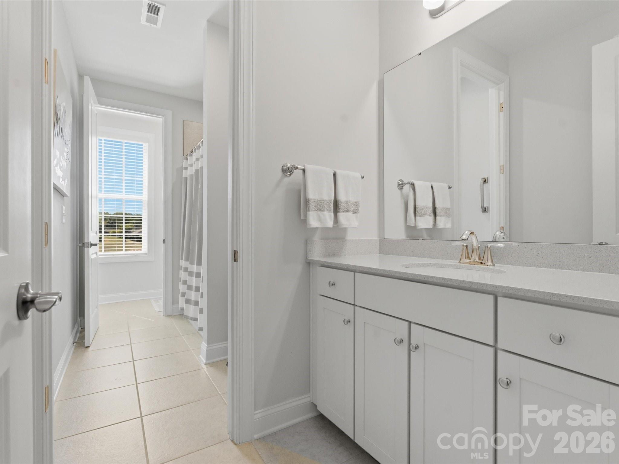 Photo 8 of 7117 Jolly Brook Drive, Charlotte, NC