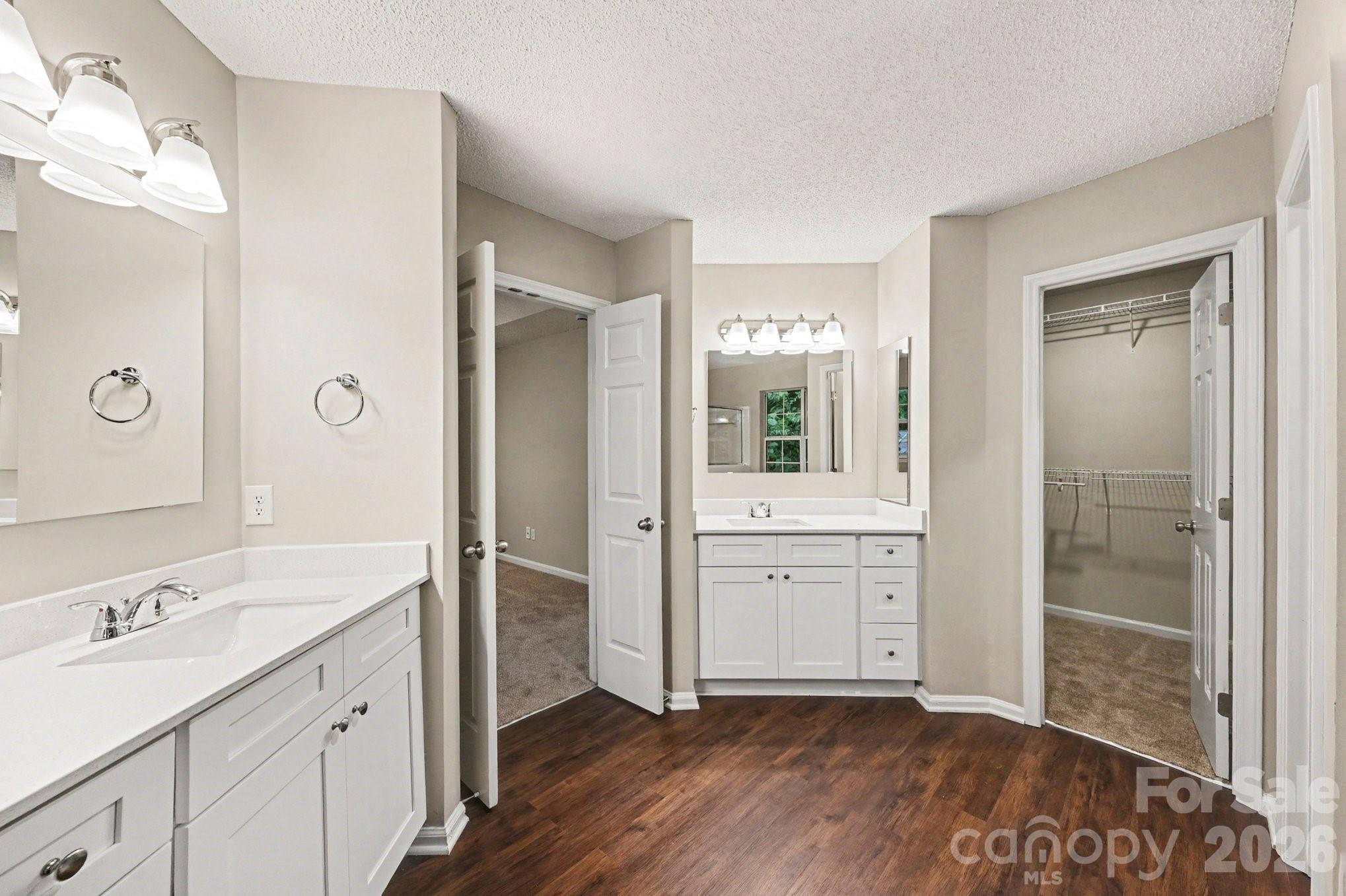Home for sale at 4619 Kirkgard Trail, Charlotte, NC — photo 8 of 27