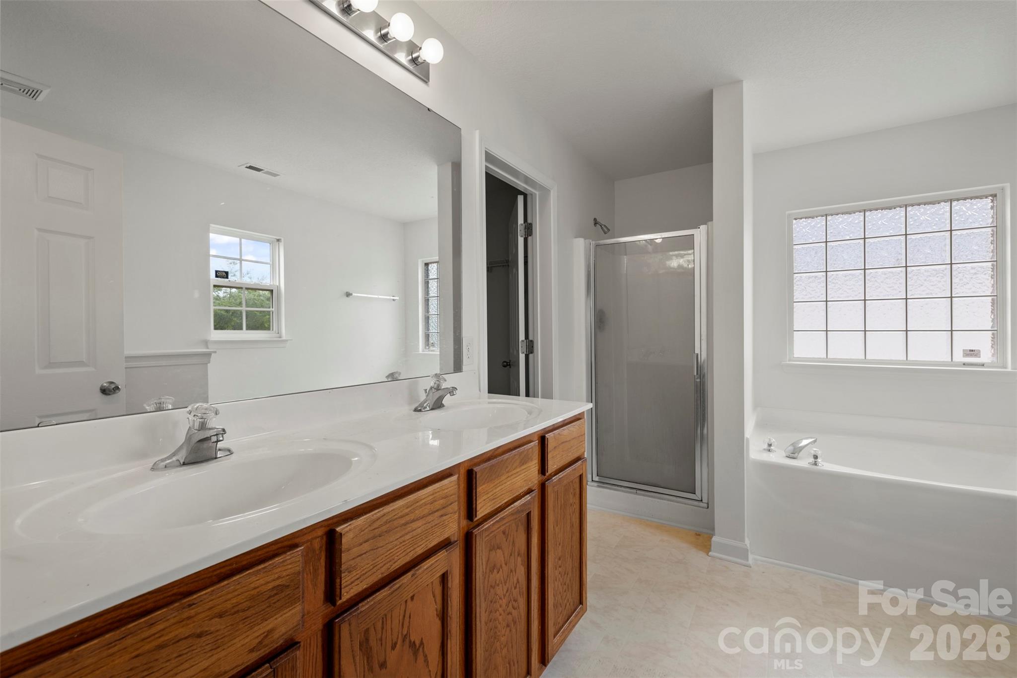 Photo 16 of 6618 Wicked Oak Lane, Charlotte, NC