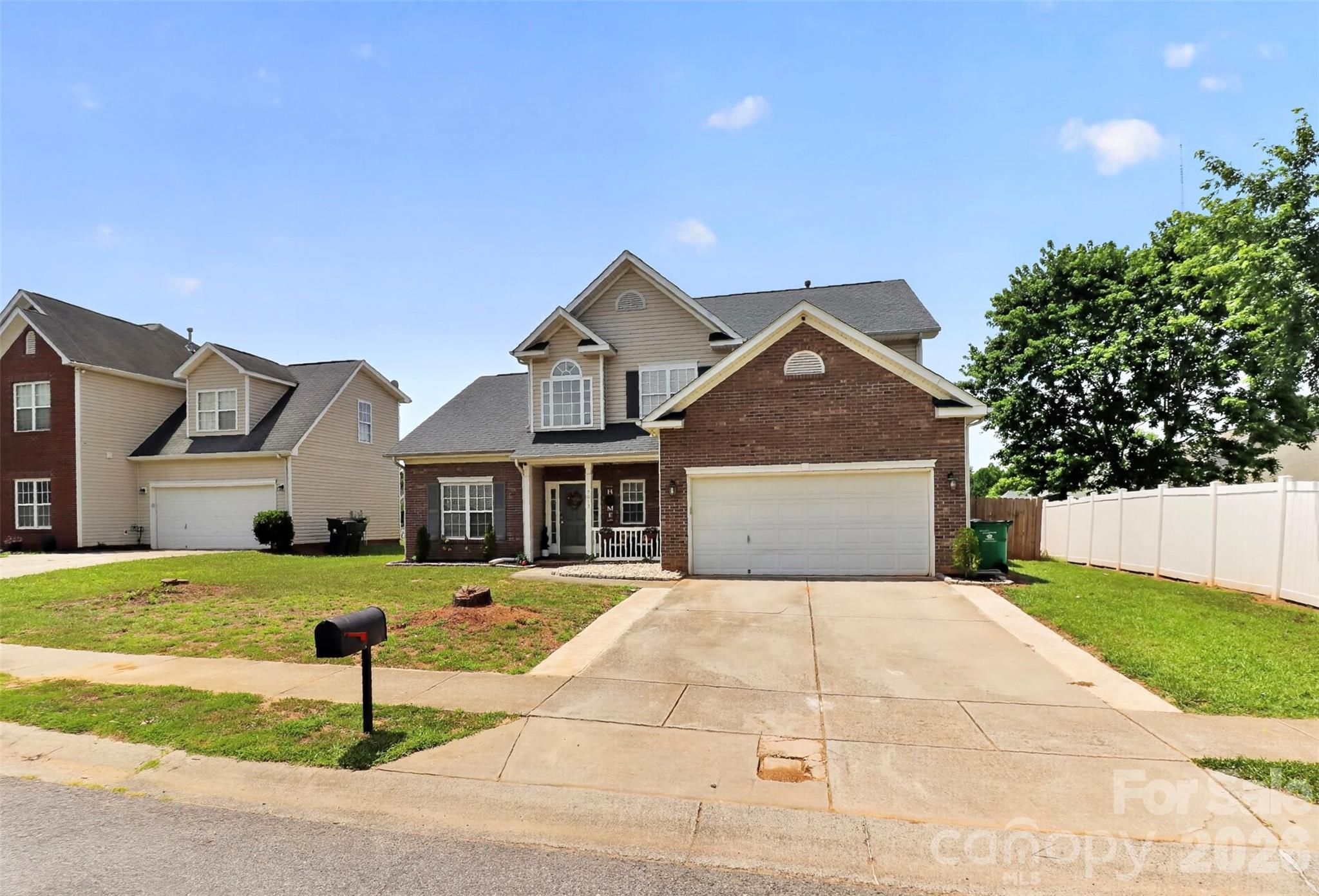 Home for sale at 7613 Deluca Drive, Charlotte, NC — photo 3 of 46