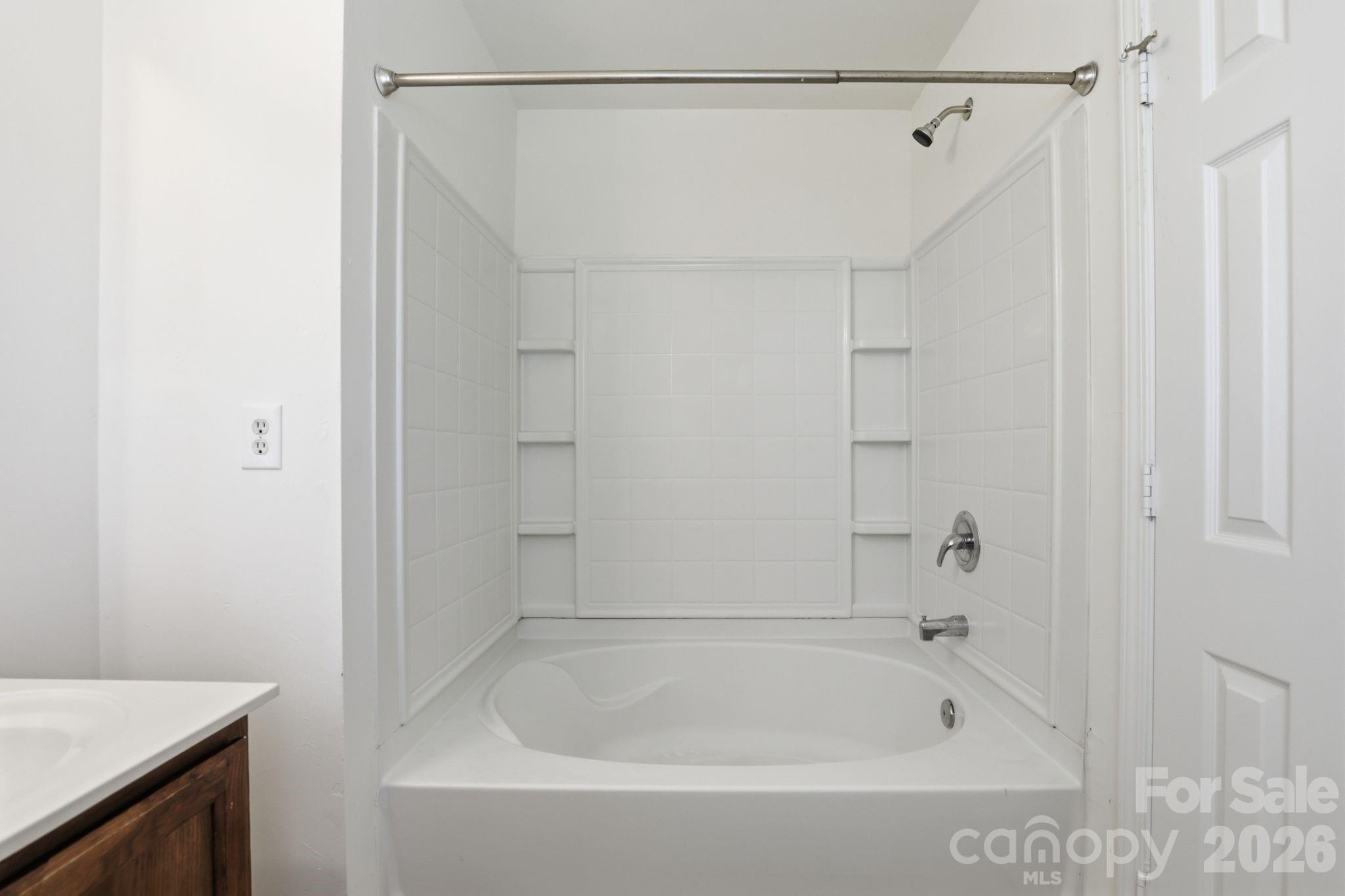 Photo 15 of 5623 Henderson Oaks Drive, Charlotte, NC