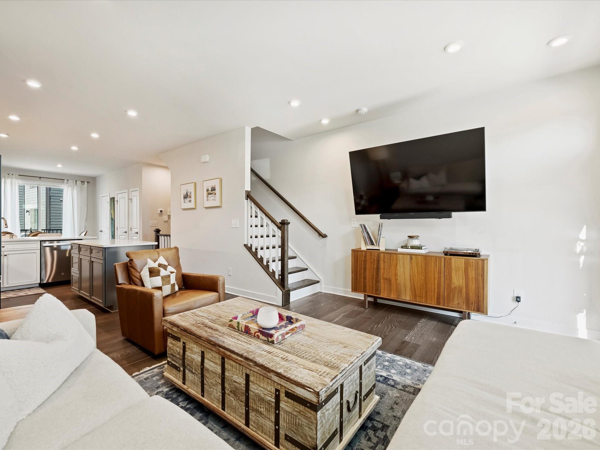 Photo 3 of 4746 Chastain Avenue, Charlotte, NC