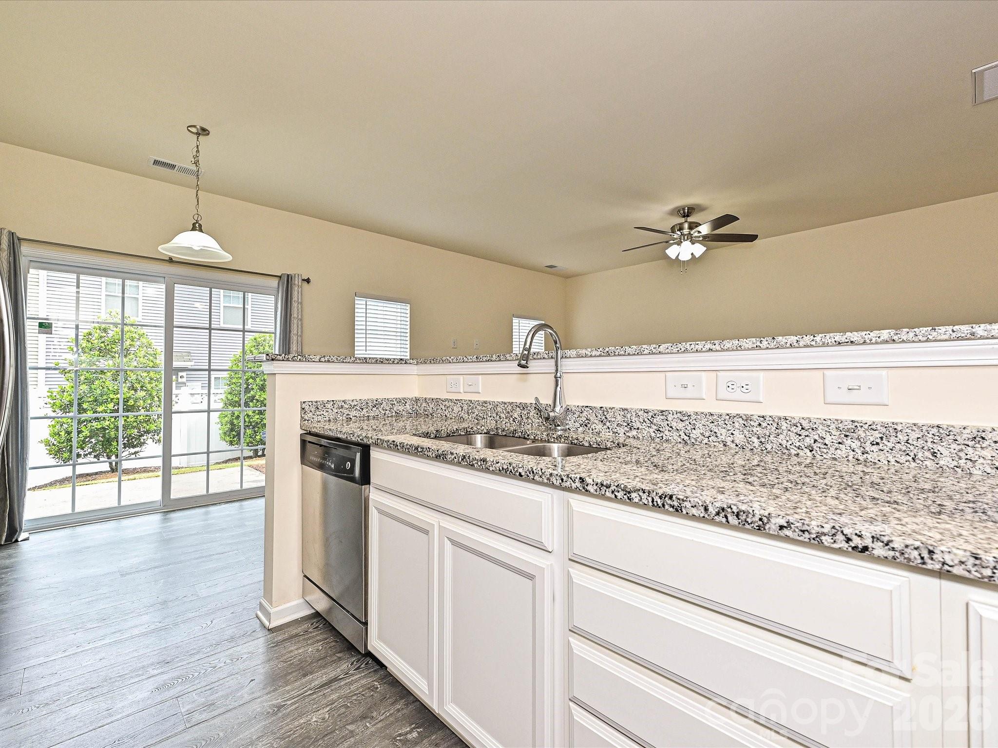 4629 Quinton Lane, Charlotte, NC - photo 10 of 35