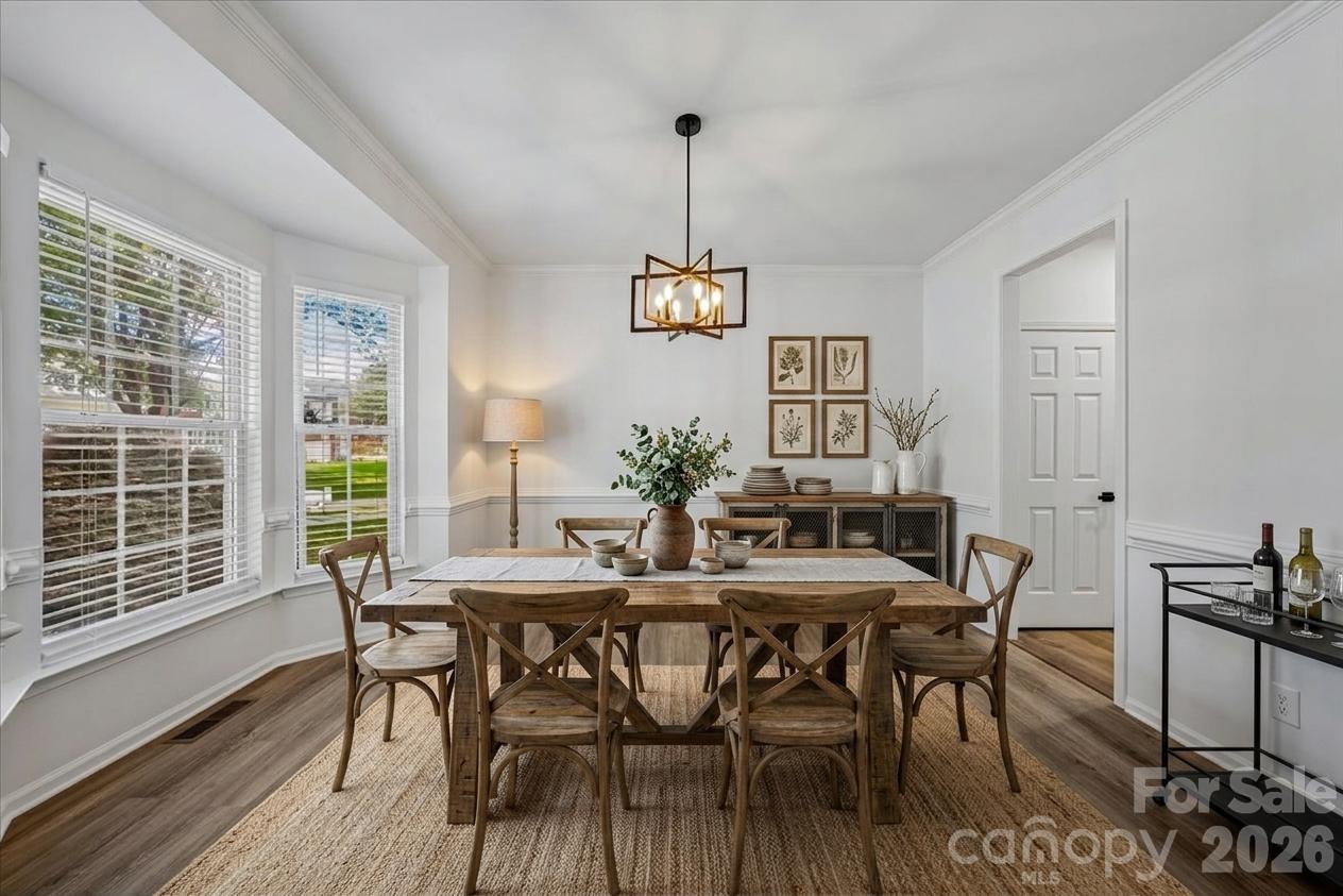 Home for sale at 2622 Billings Park Drive, Charlotte, NC — photo 7 of 48