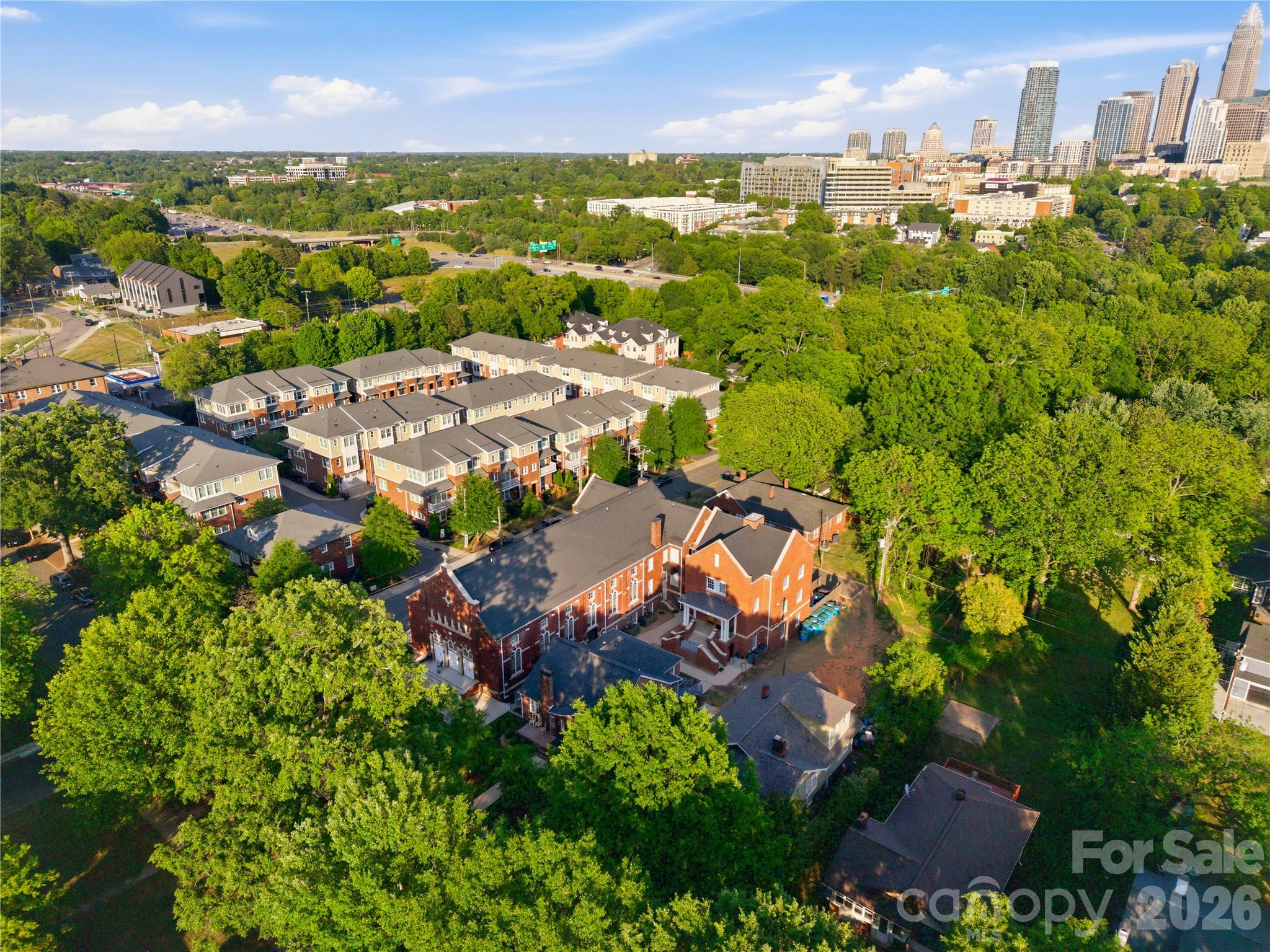 Photo 33 of 201 Grandin Road13, Charlotte, NC