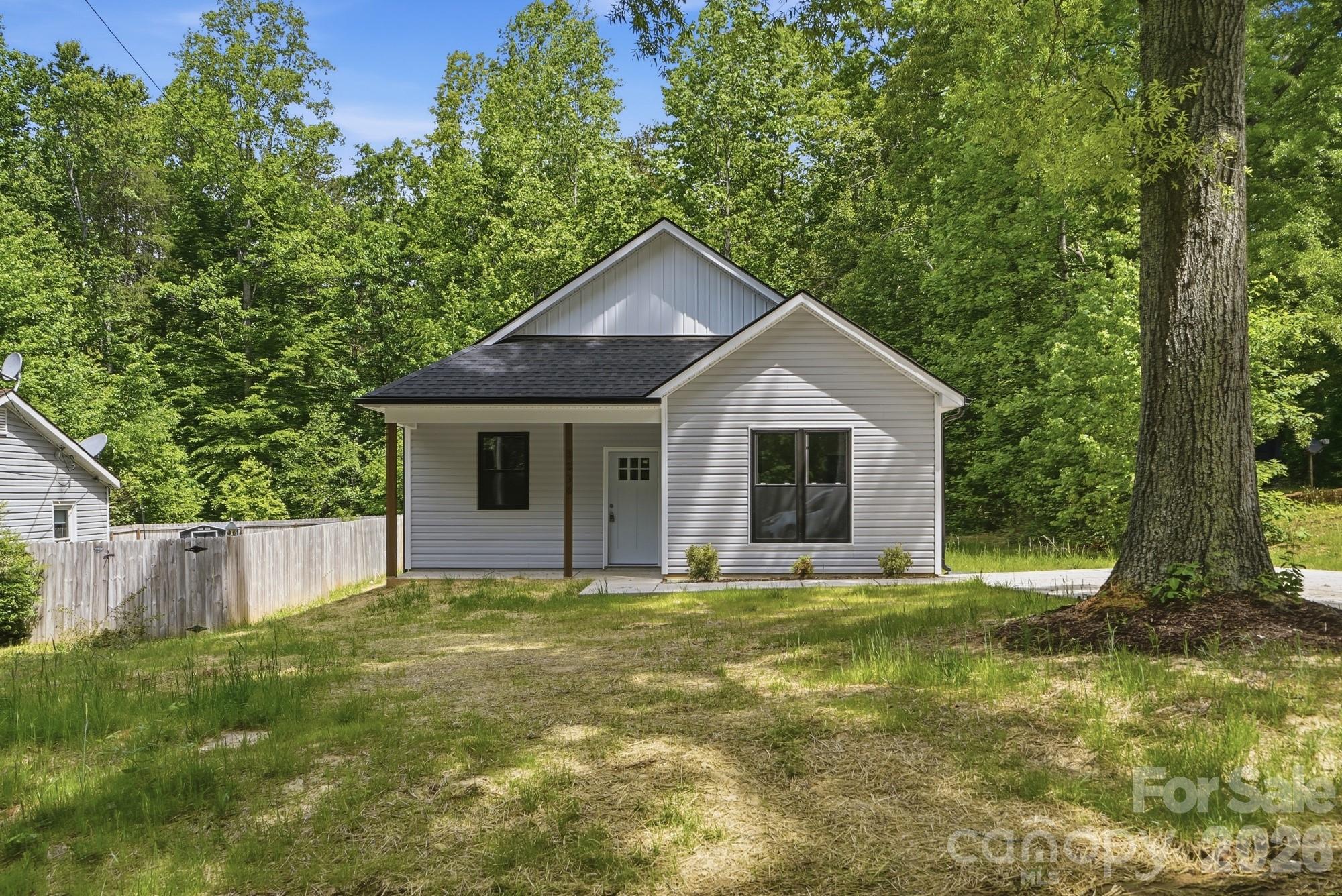 1230 Wilmington Avenue, Statesville, NC