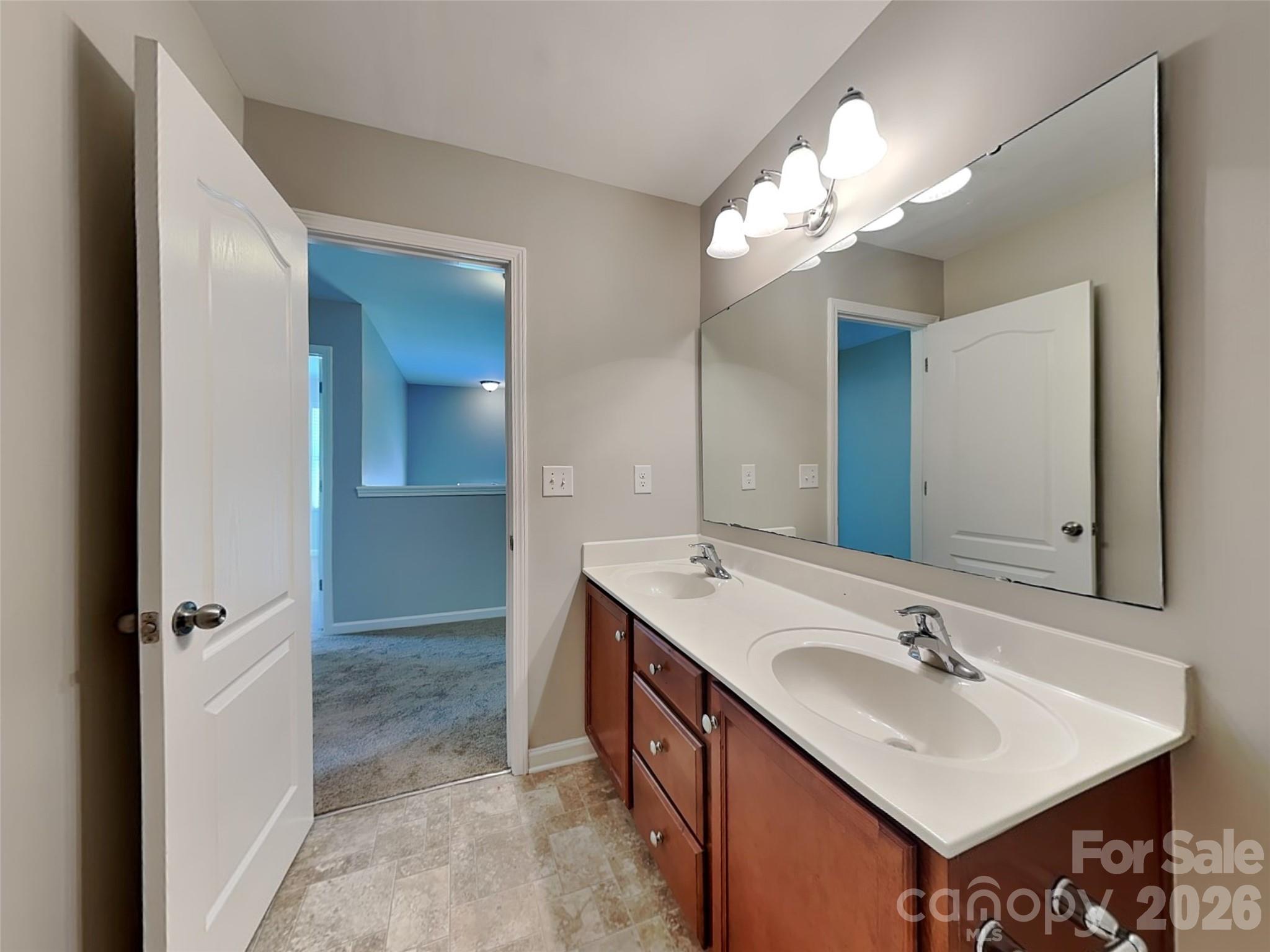 Photo 18 of 12814 Swann Branch Drive, Charlotte, NC