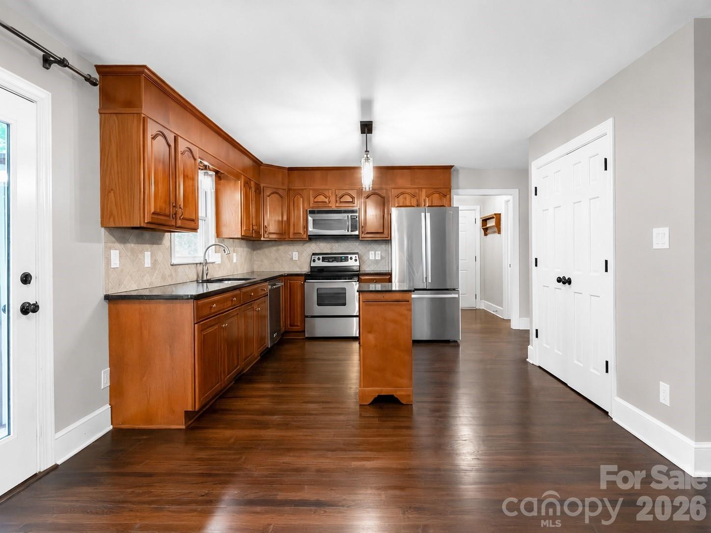 Photo 13 of 25012 Molokai Drive, Fort Mill, SC