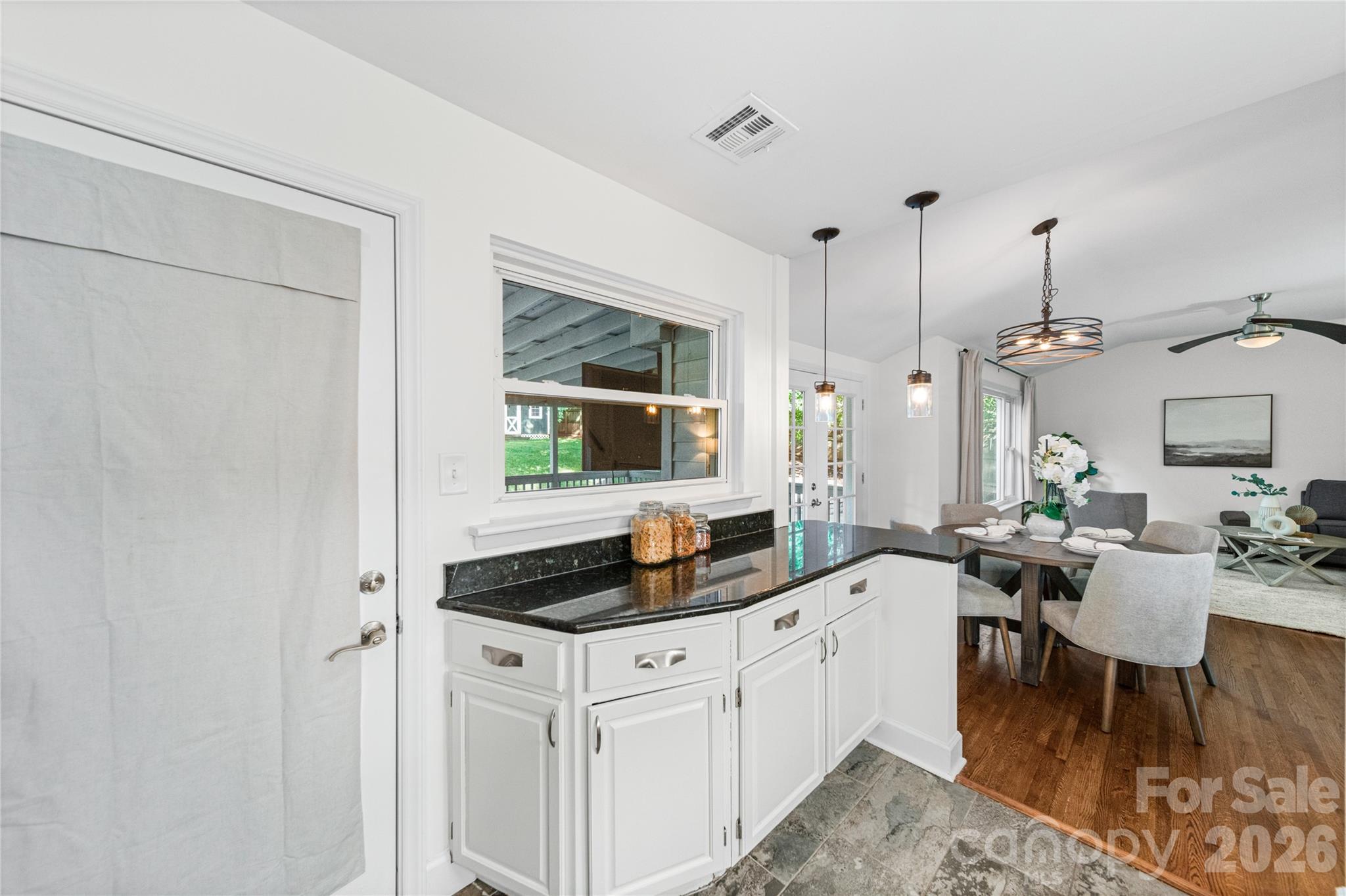 Photo 10 of 4220 Firwood Lane, Charlotte, NC