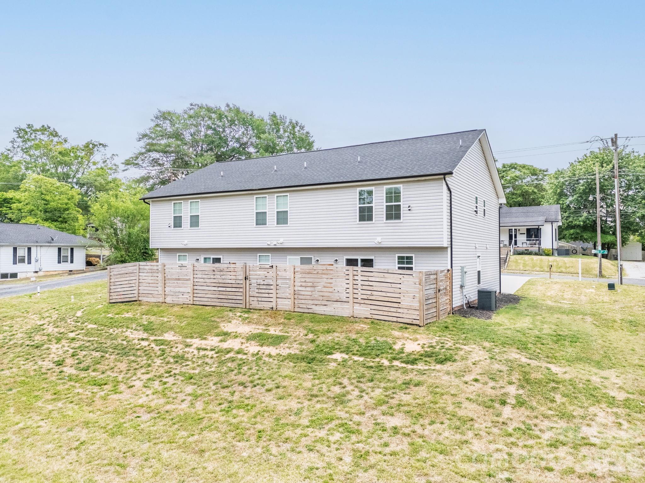 Photo 3 of 604 W 8th Street, Kannapolis, NC