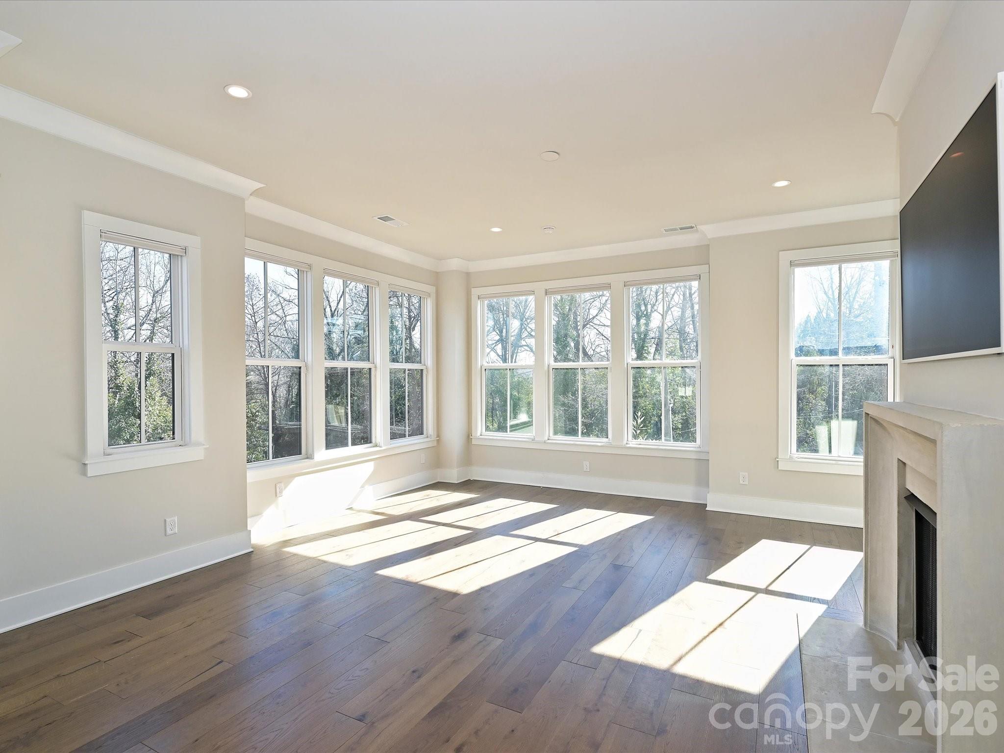 2428 Runnymede Lane, Charlotte, NC - photo 20 of 49