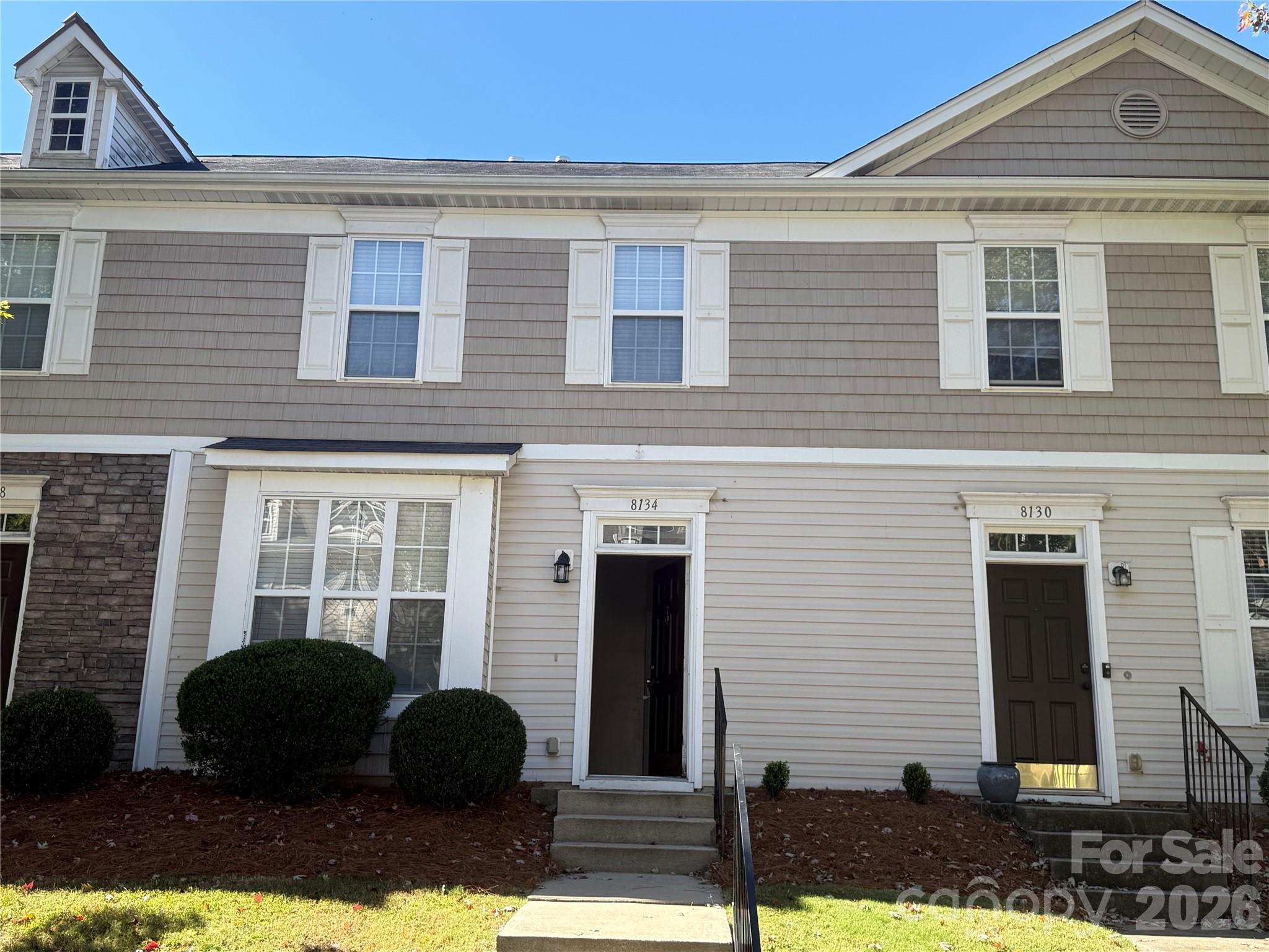 Home for sale at 8134 Kings Creek Drive, Charlotte, NC — photo 1 of 23