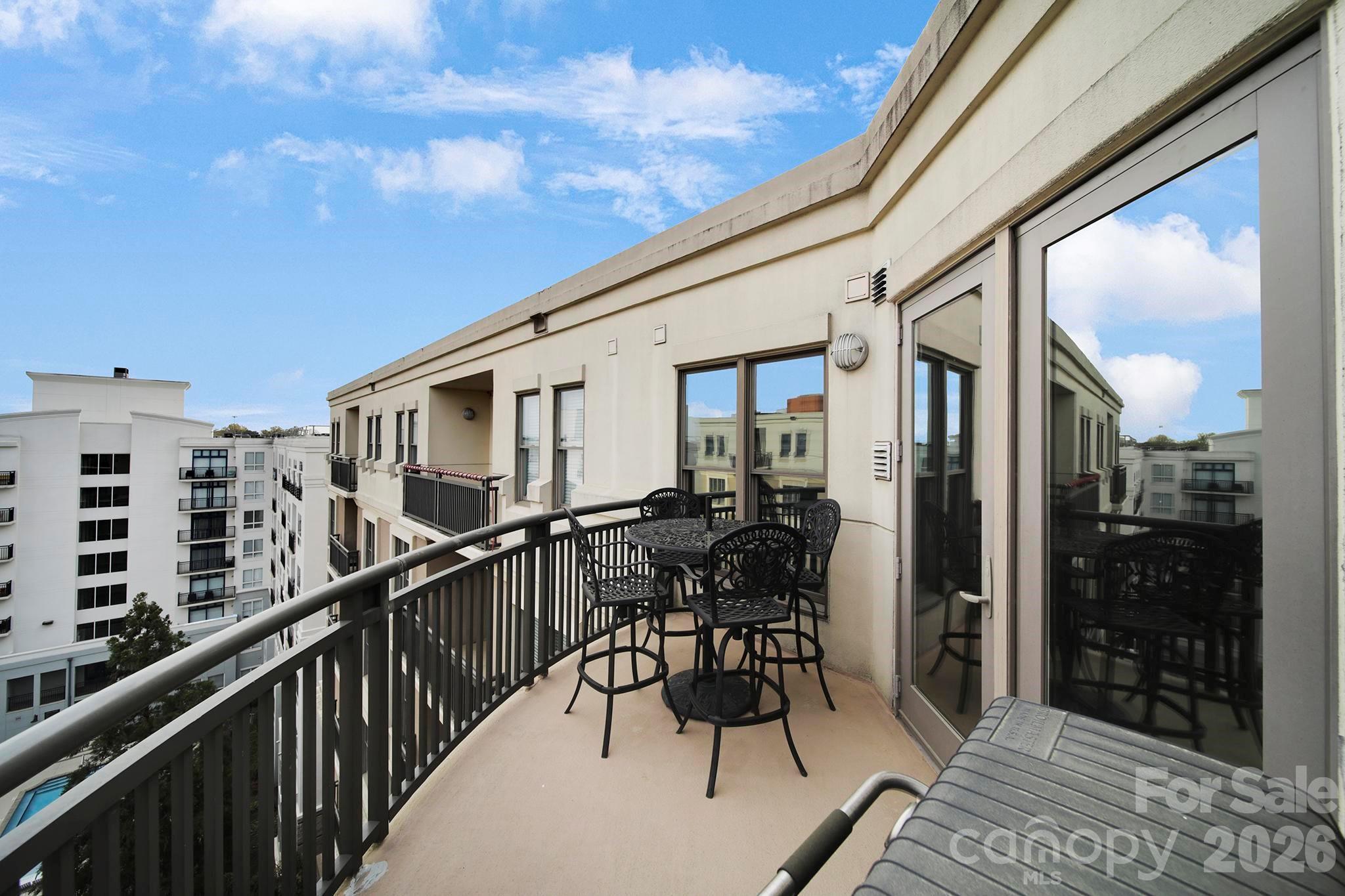 Photo 23 of 718 W Trade Street803, Charlotte, NC
