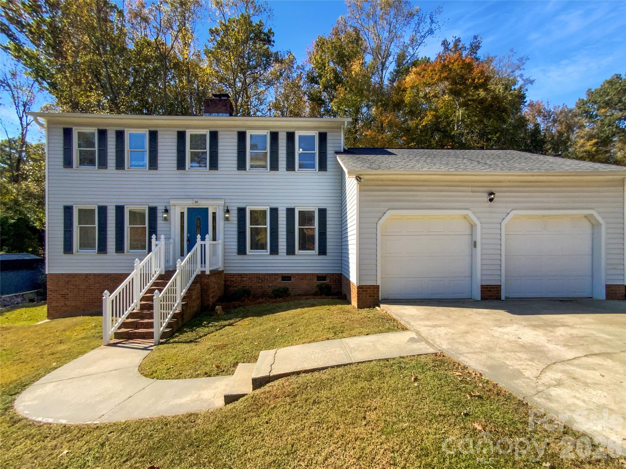 561 Briarwood Lane, Lancaster, SC