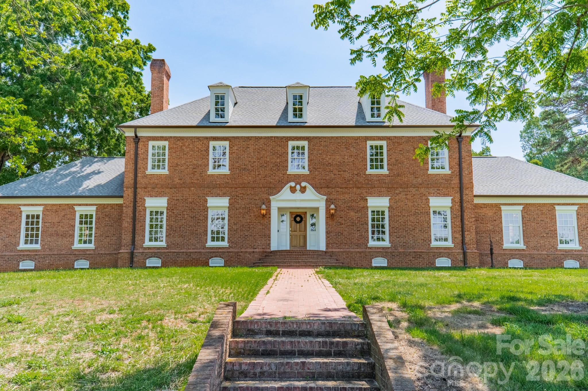 Photo 3 of 4030 Oak Hollow Lane, Harrisburg, NC