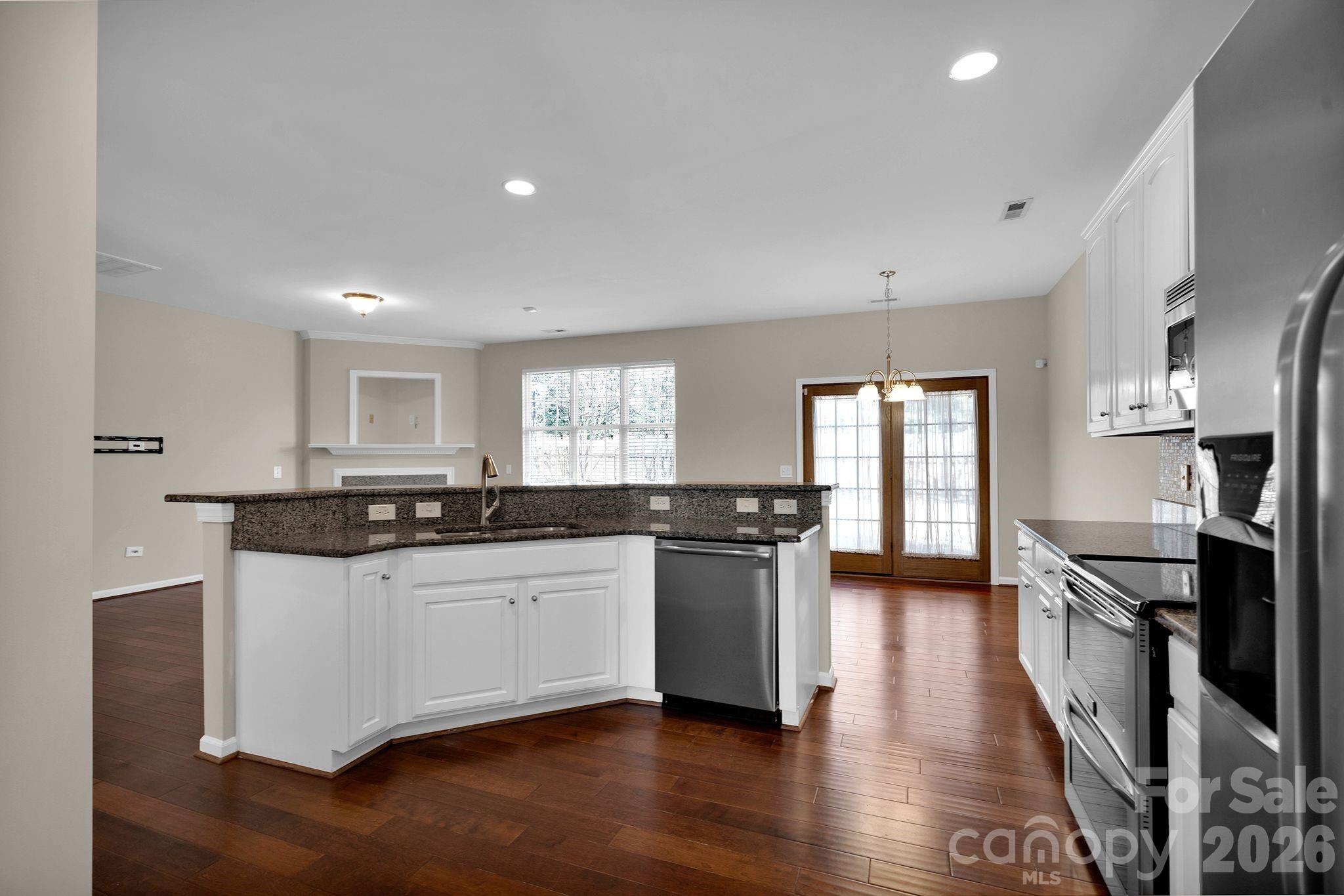 Photo 12 of 11012 Sedgemoor Lane, Charlotte, NC