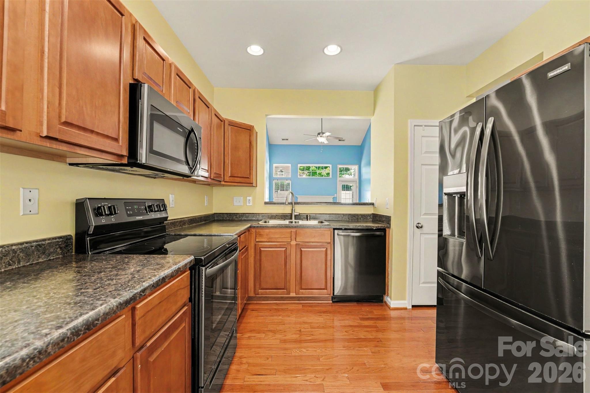 148 Cypress Landing Drive, Mooresville, NC - photo 4 of 34