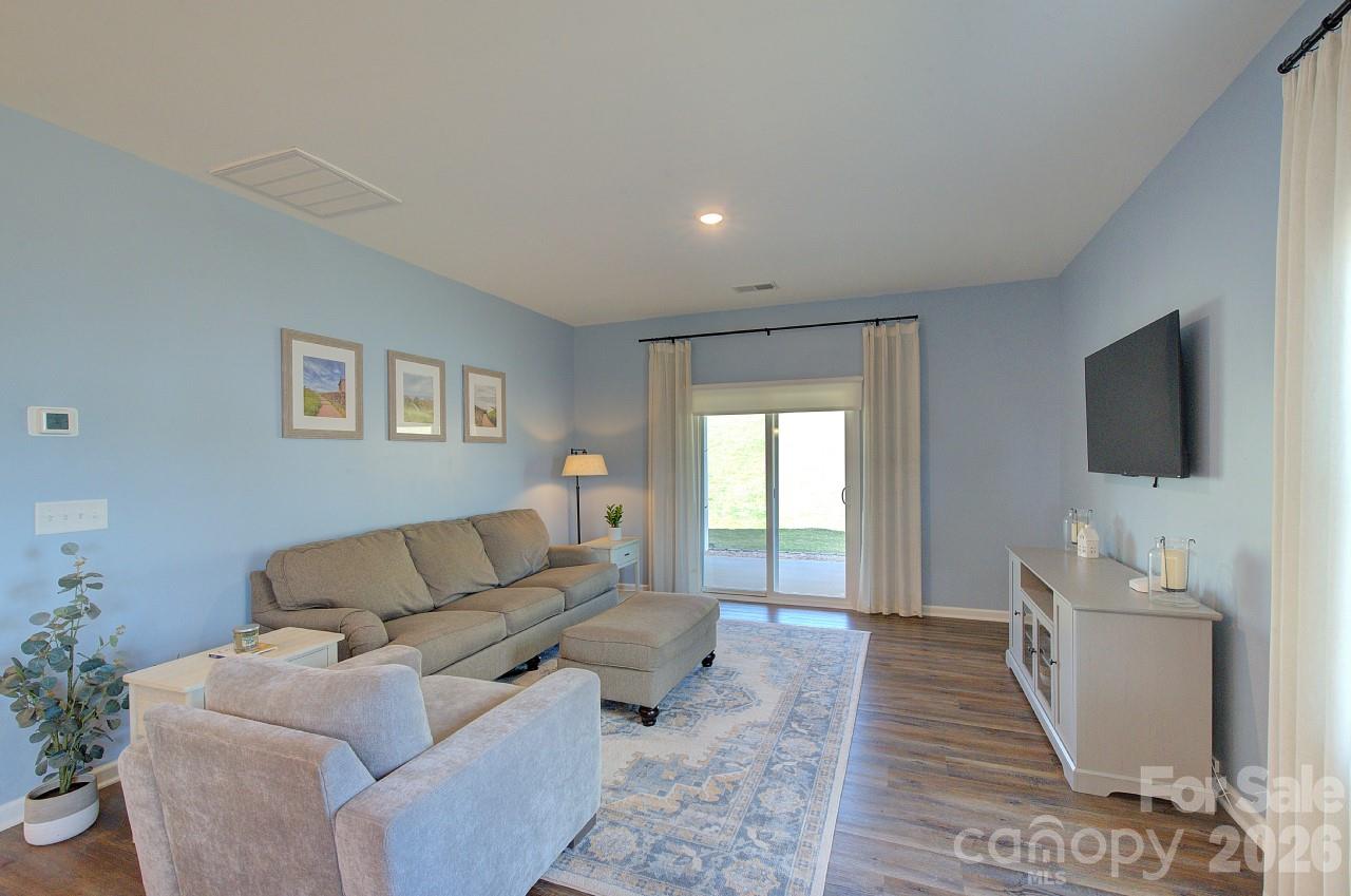 625 Morning Meadows Drive, Inman, SC - photo 10 of 38