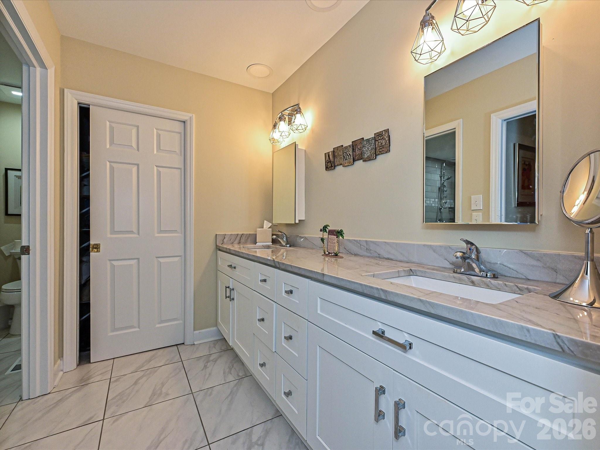Photo 34 of 5203 Rustlewood Lane, Charlotte, NC