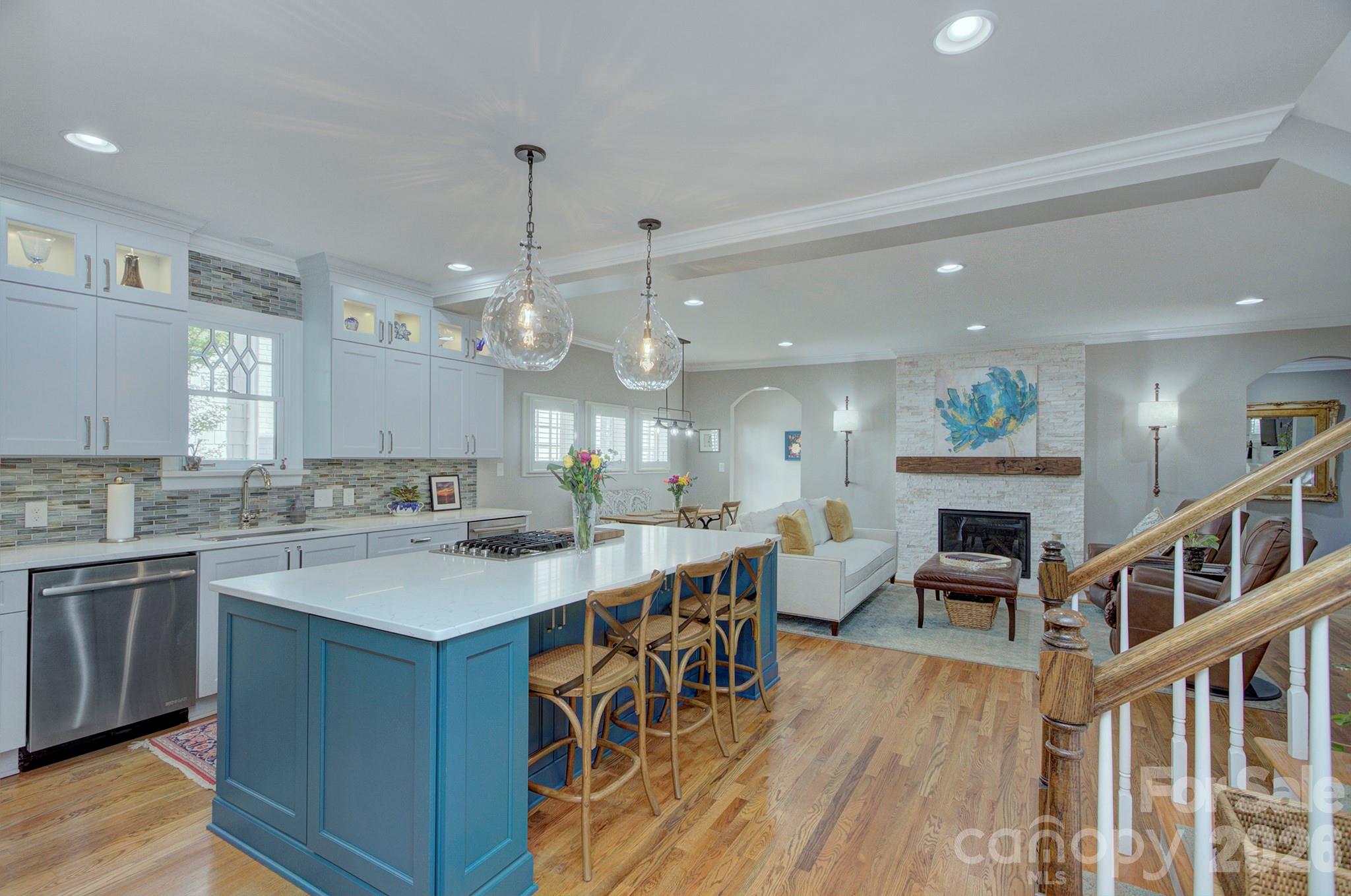 1825 Lombardy Circle, Charlotte, NC - photo 5 of 49
