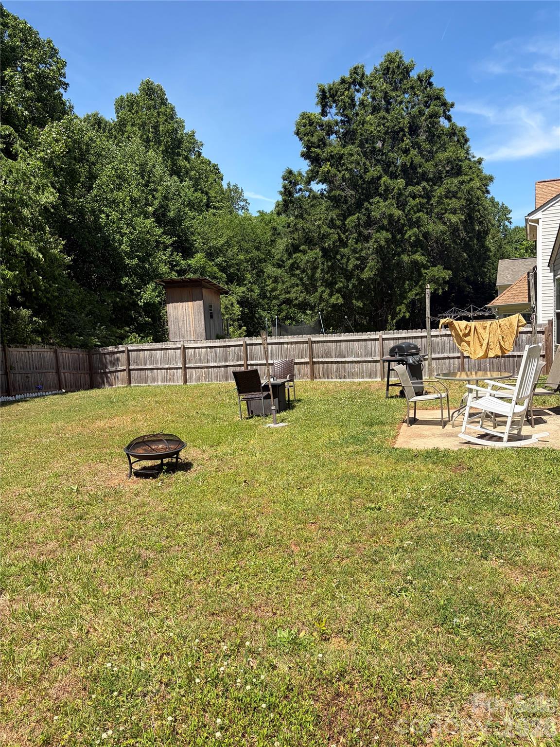 8019 shiny Meadow Lane, Charlotte, NC - photo 17 of 18