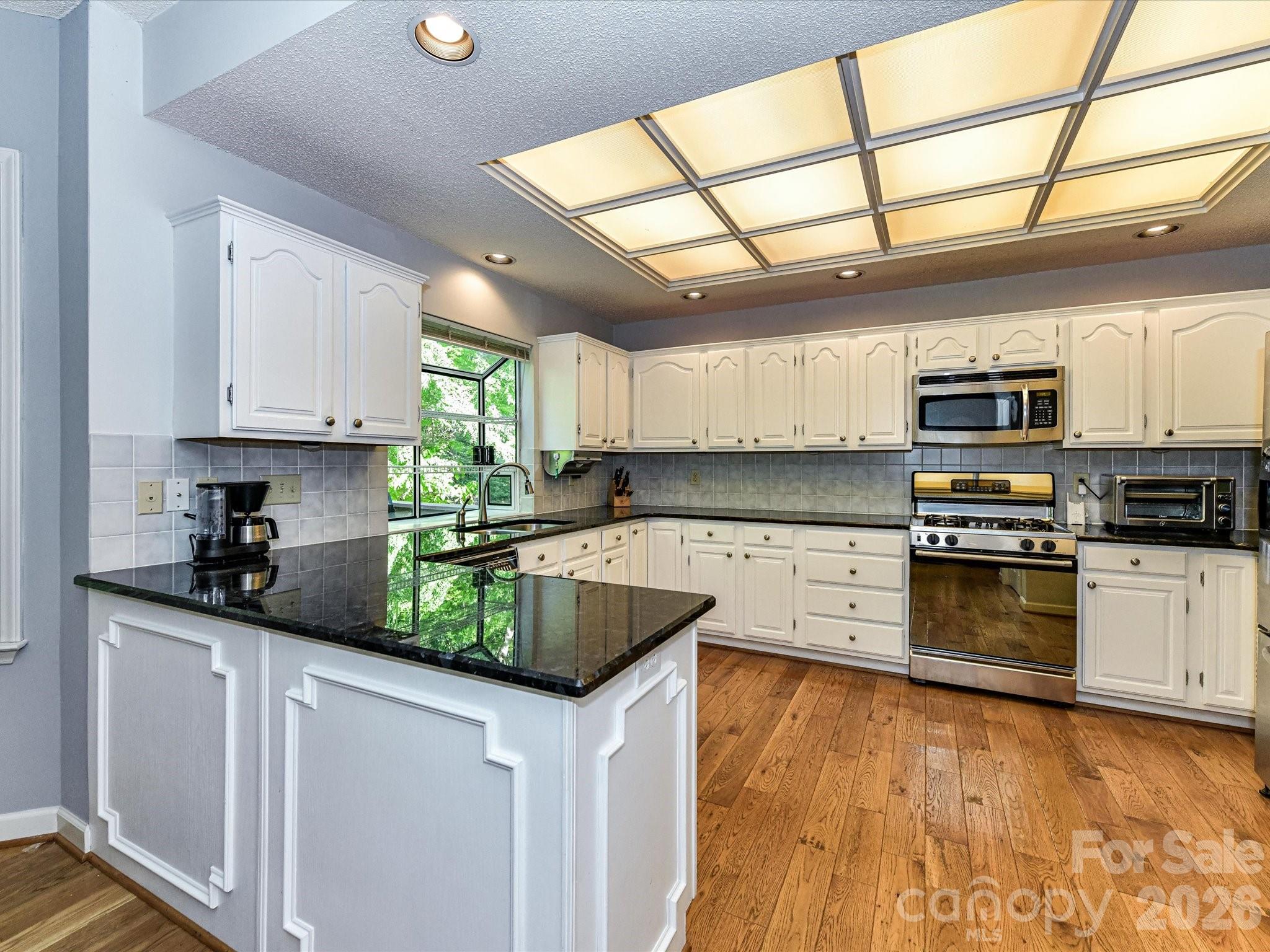 Photo 10 of 1931 Kilmonack Lane, Charlotte, NC