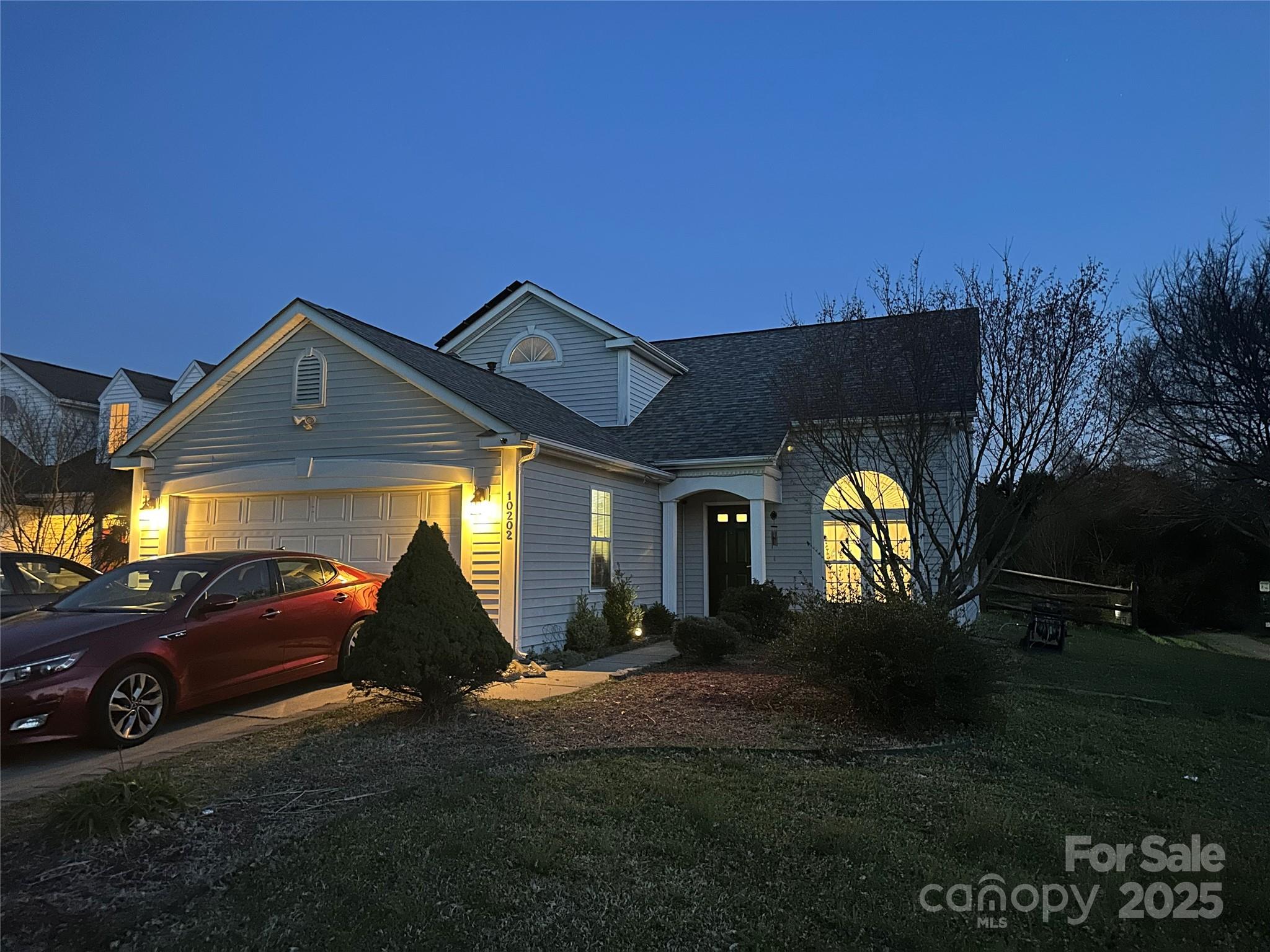 Photo 2 of 10202 Orchard Grass Court, Charlotte, NC