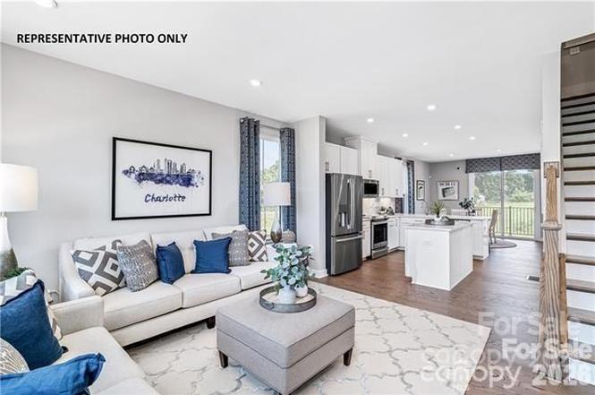 Photo 4 of 1020 Bella Grove Lane, Charlotte, NC