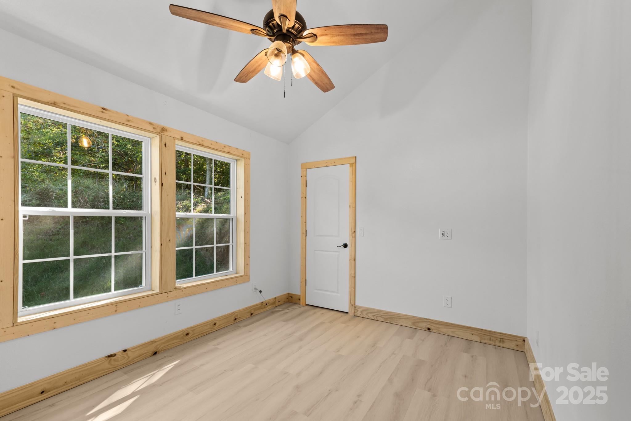 1036 Williamsburg Drive, Lenoir, NC - photo 19 of 35