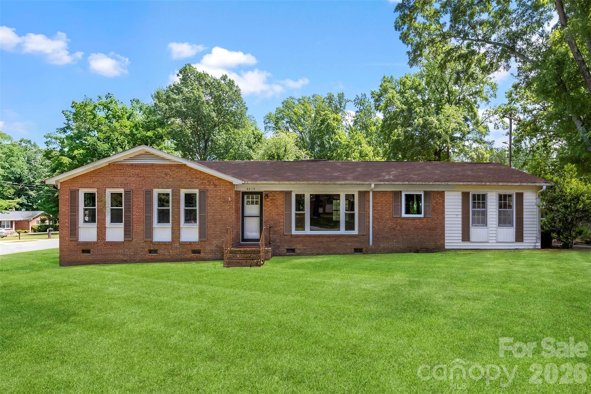 Photo 2 of 8315 Westbourne Drive, Charlotte, NC