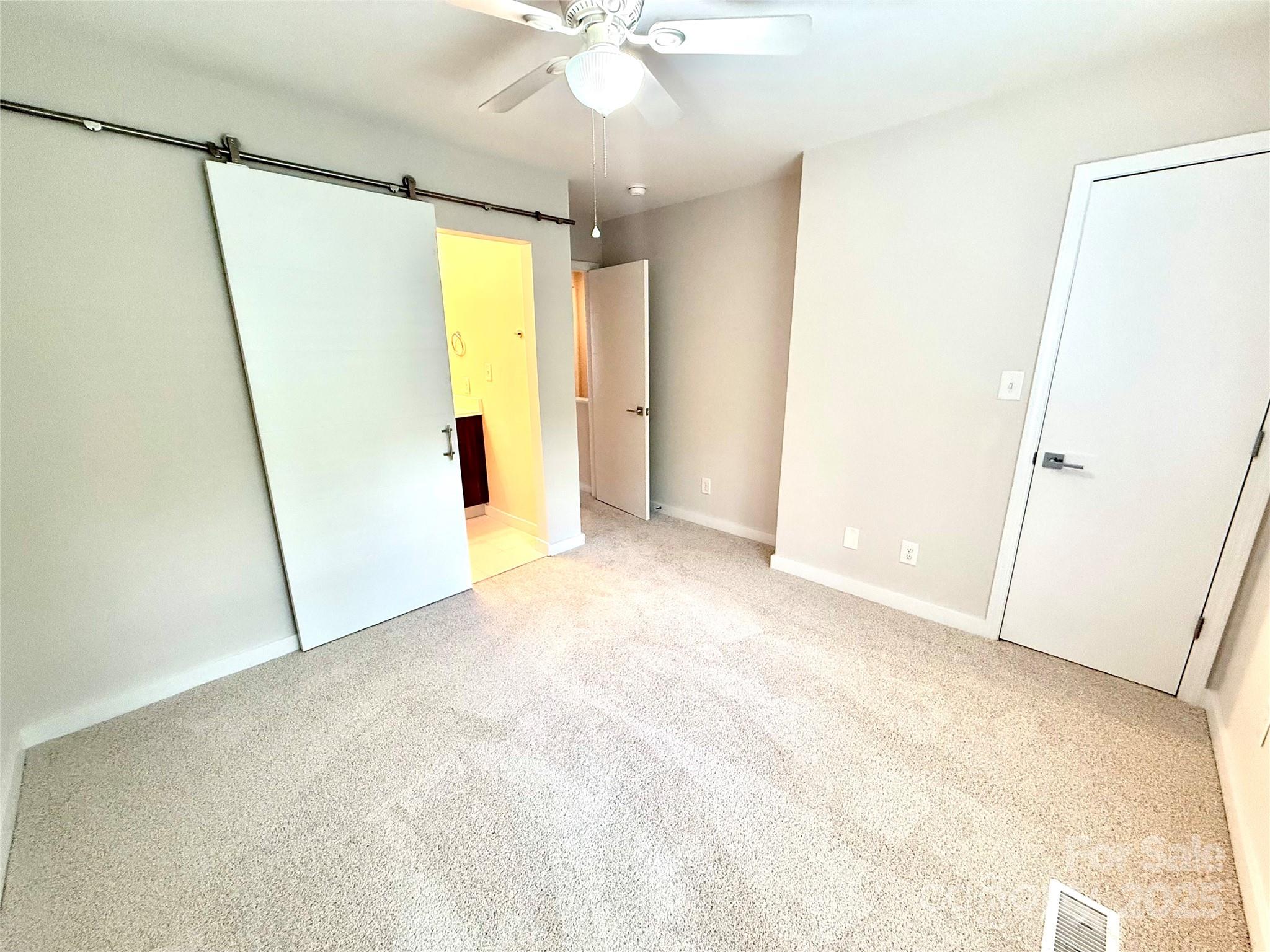 1519 Briar Creek RoadB, Charlotte, NC - photo 16 of 33