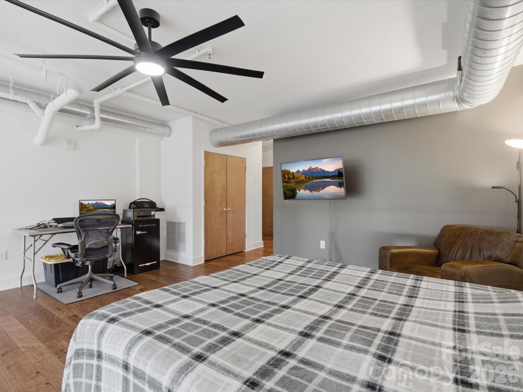 Photo 19 of 715 N Graham Street502, Charlotte, NC