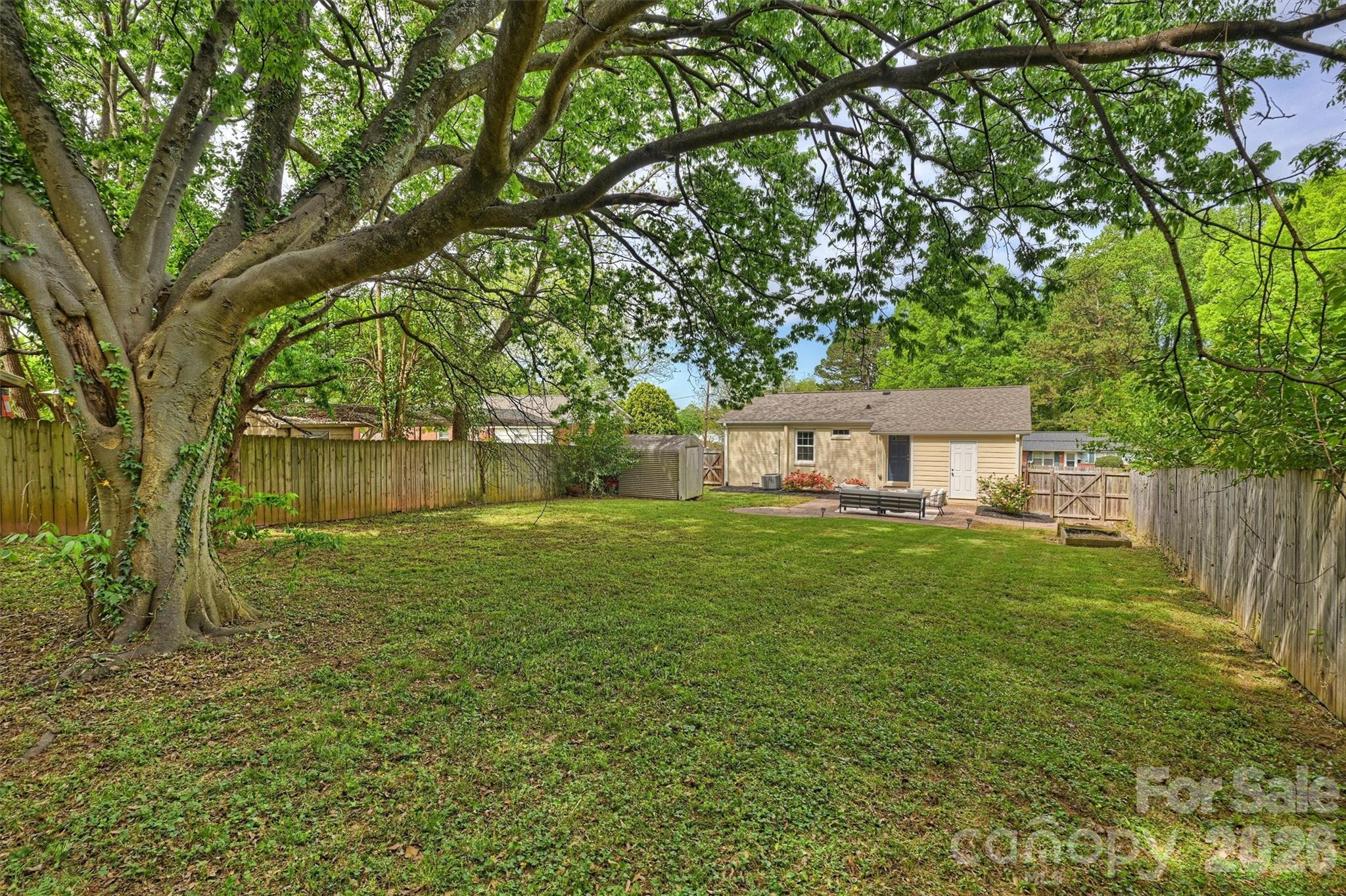 2314 Crestview Drive, Charlotte, NC - photo 40 of 43