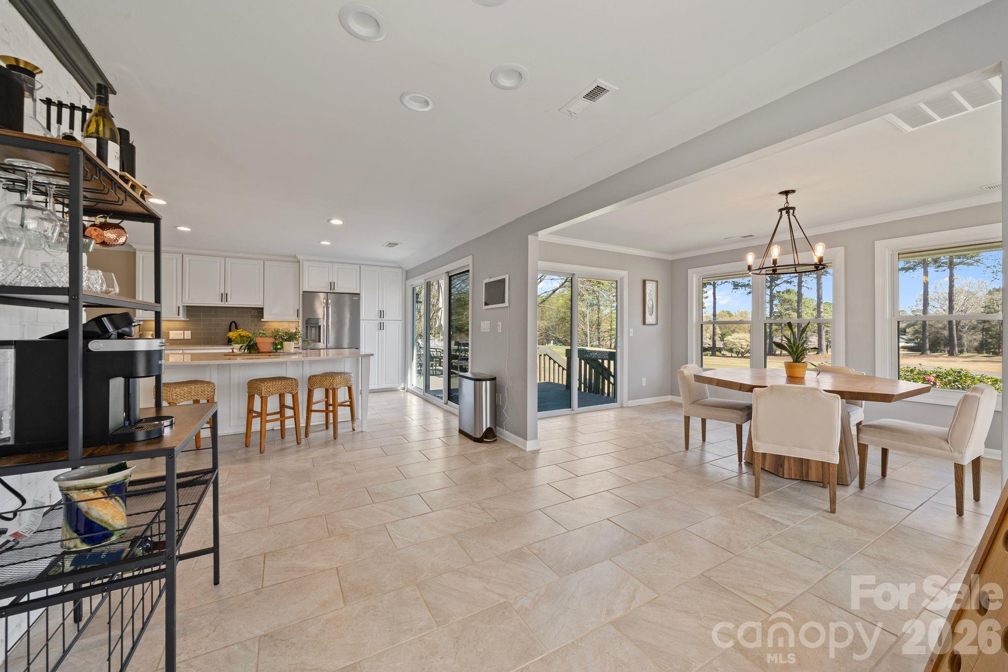 22 Honeysuckle Lane, Lake Wylie, SC - photo 13 of 48