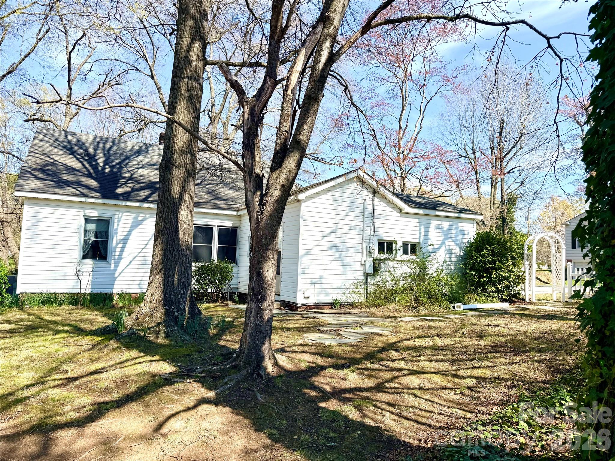 1005 N Main Street, Oakboro, NC - photo 6 of 48