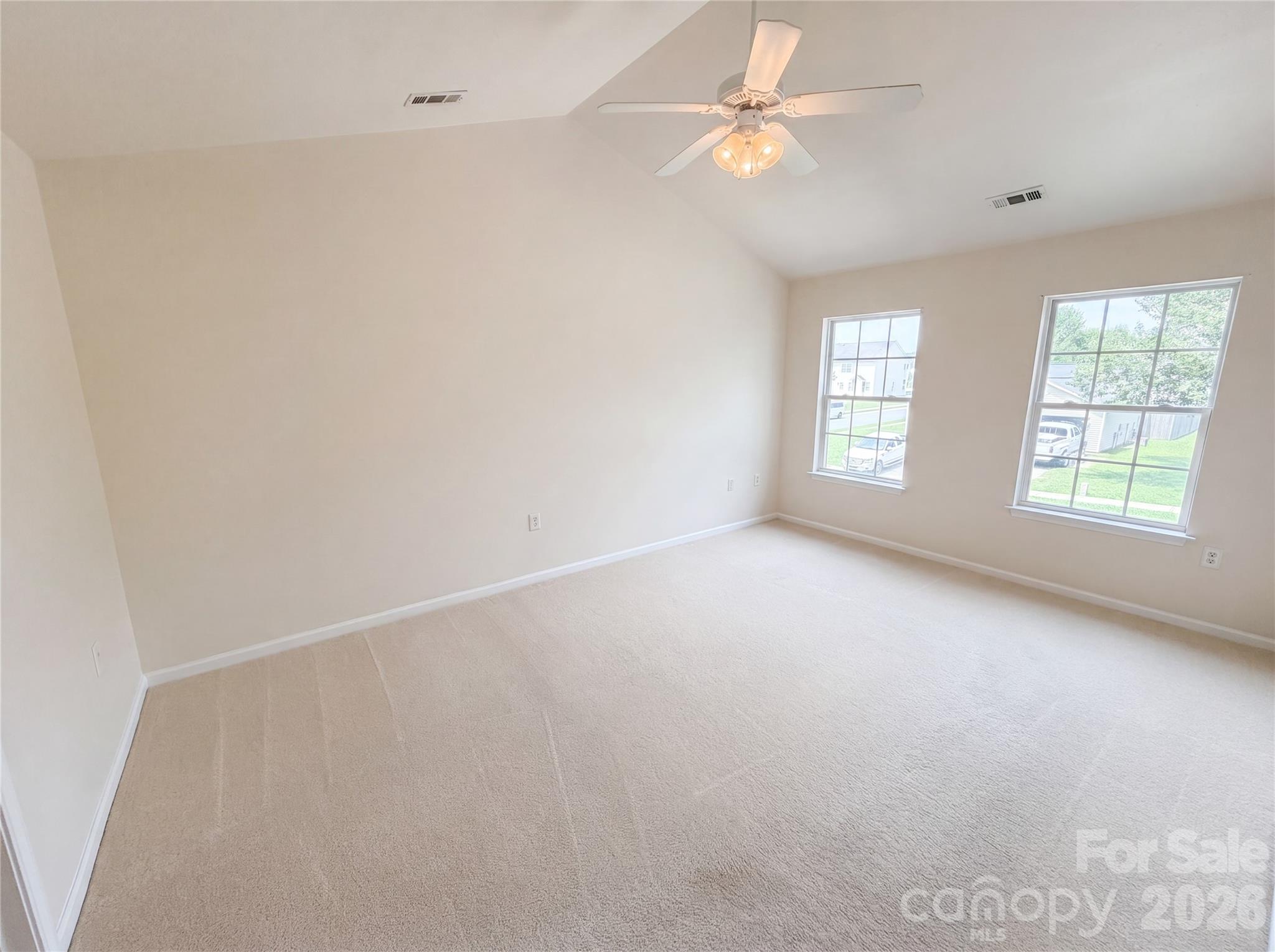Photo 4 of 1131 Jordans Pond Lane, Charlotte, NC