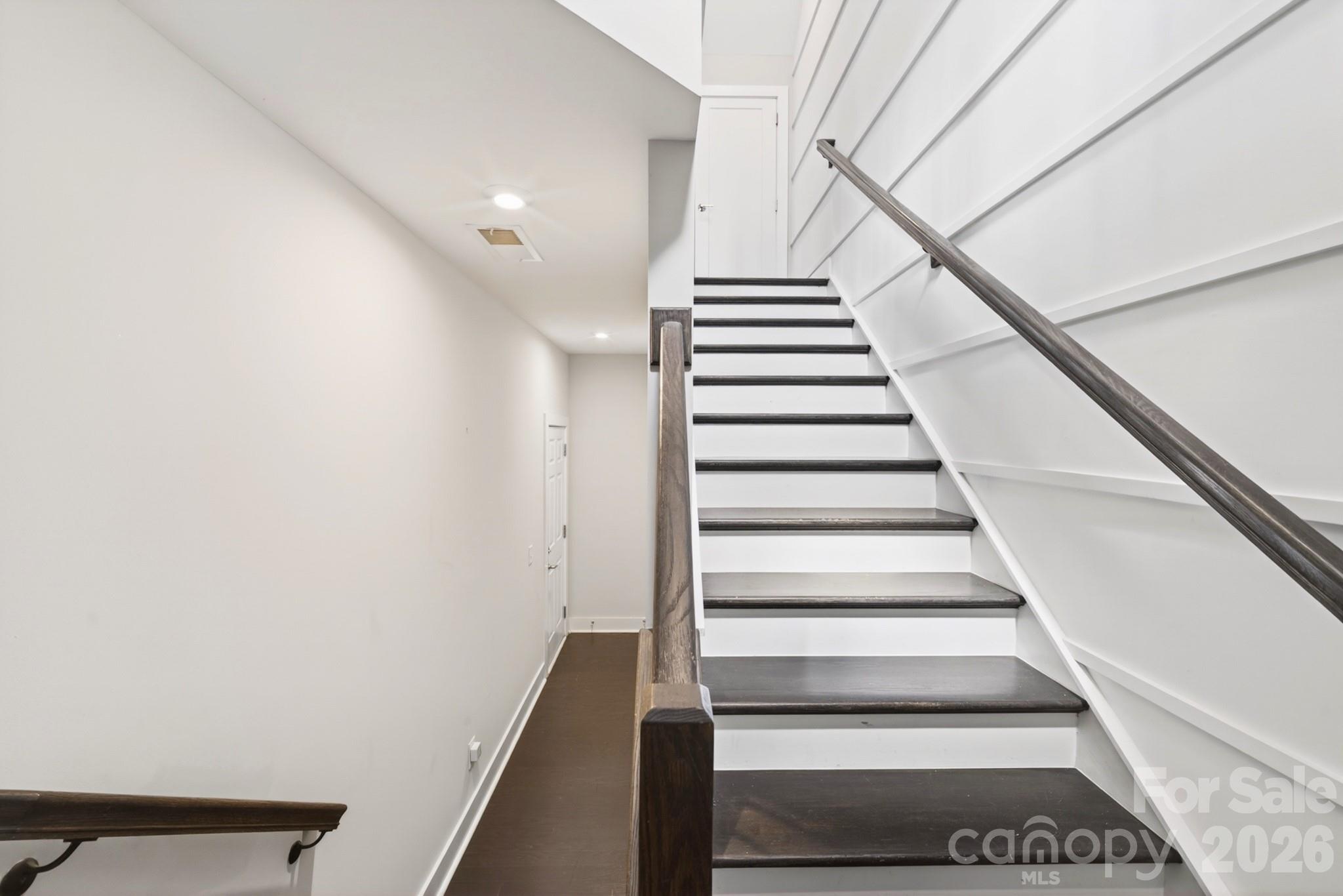 Photo 8 of 15036 New Amsterdam Lane, Charlotte, NC
