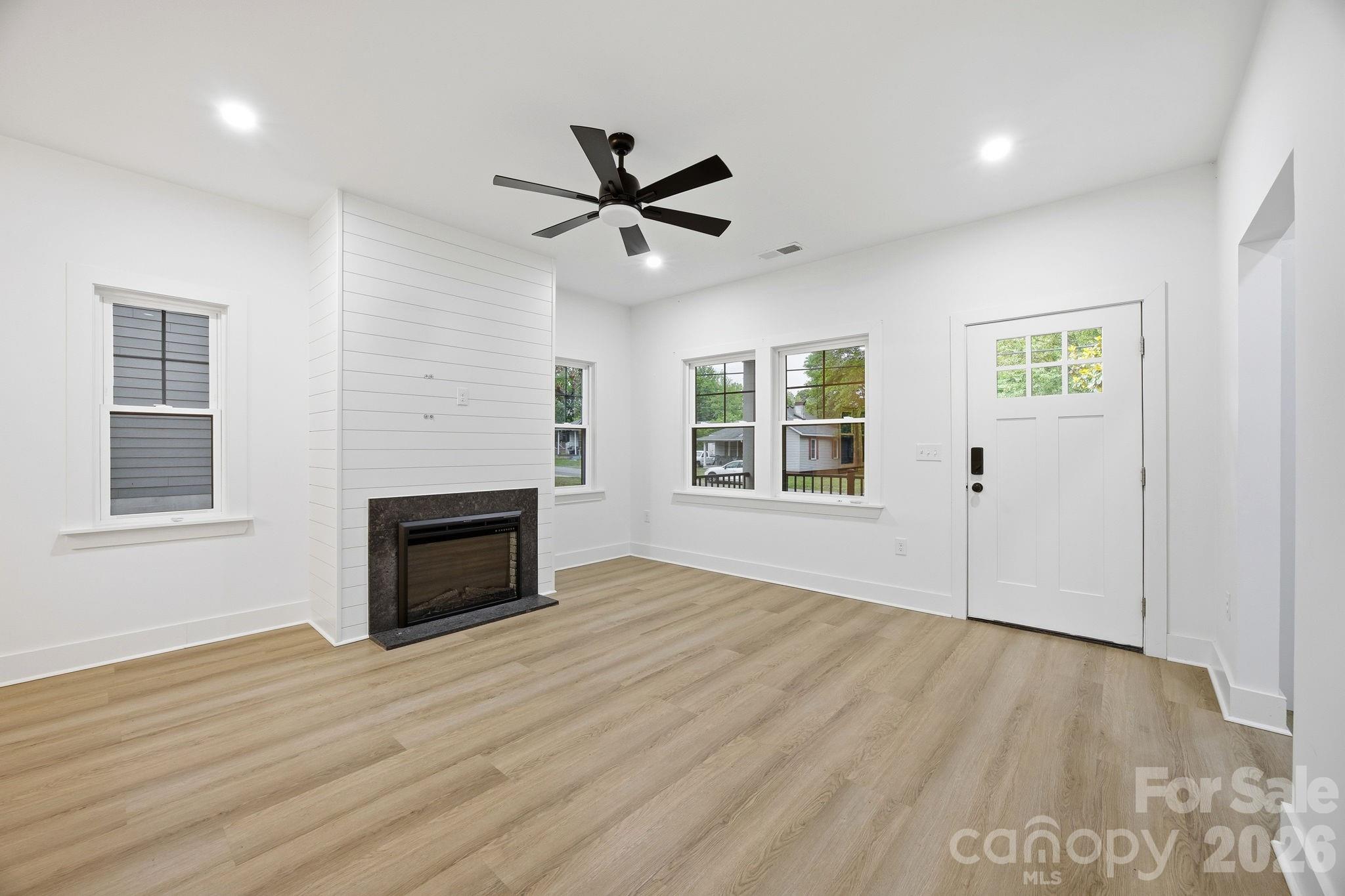 Photo 2 of 1055 Wellman Street, Gastonia, NC