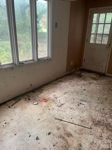 Photo 5 of 6026 Kingstree Drive, Charlotte, NC