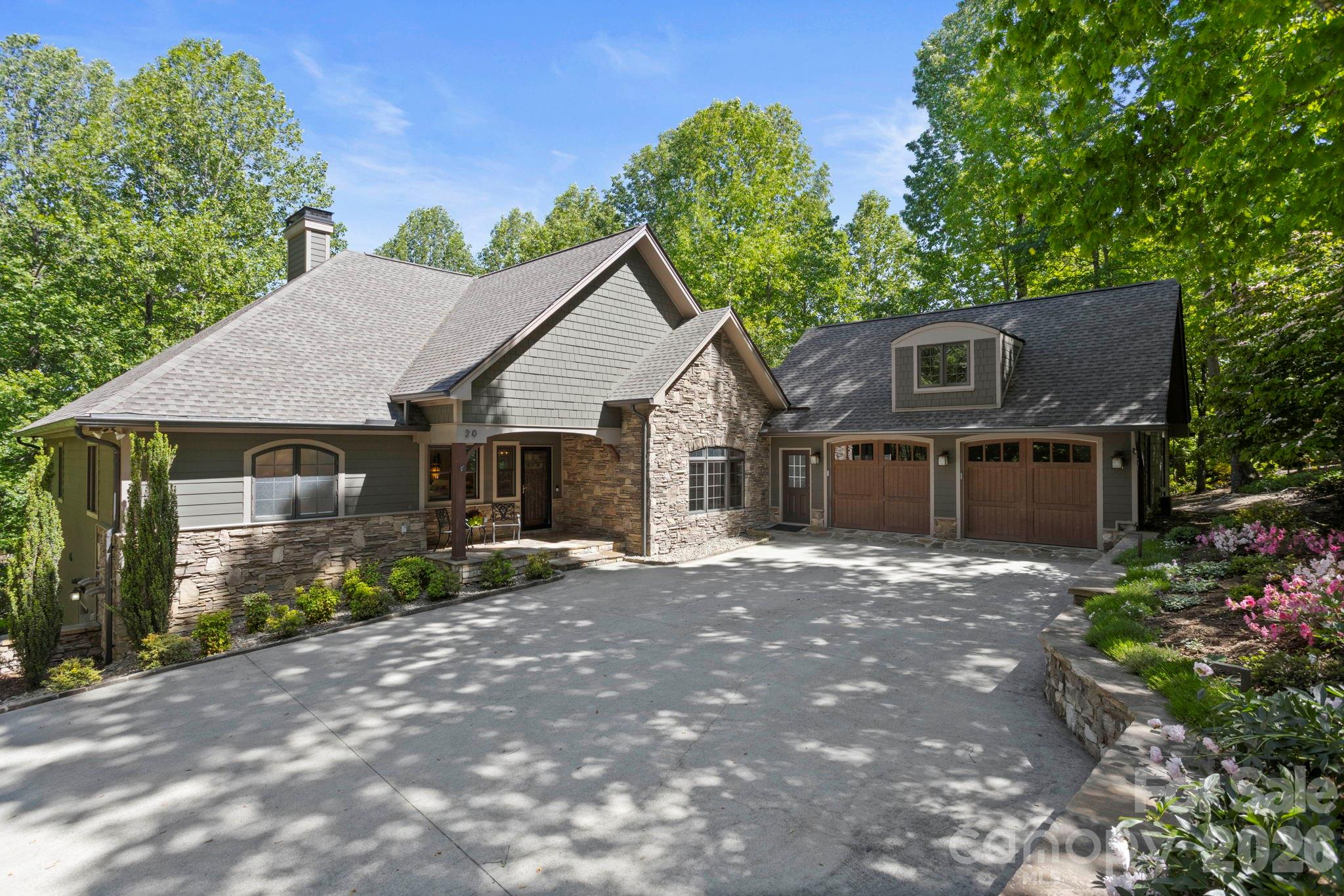 20 Fernridge Court, Flat Rock, NC - photo 1 of 1