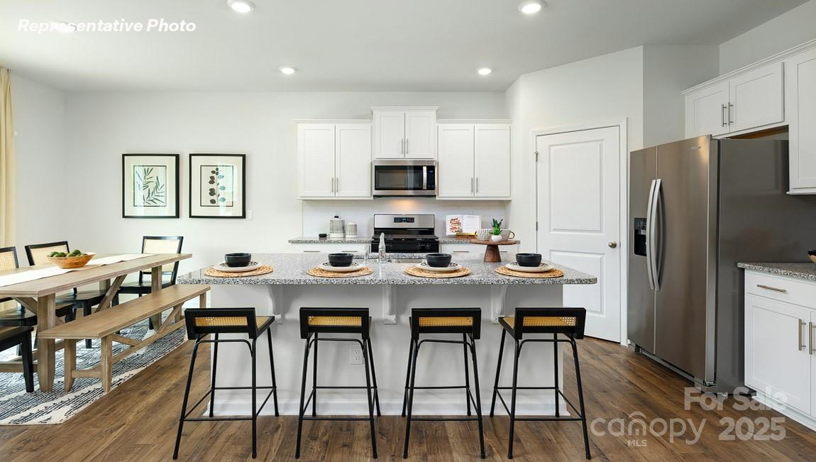 Photo 6 of 5620 Pamplona Way, Charlotte, NC