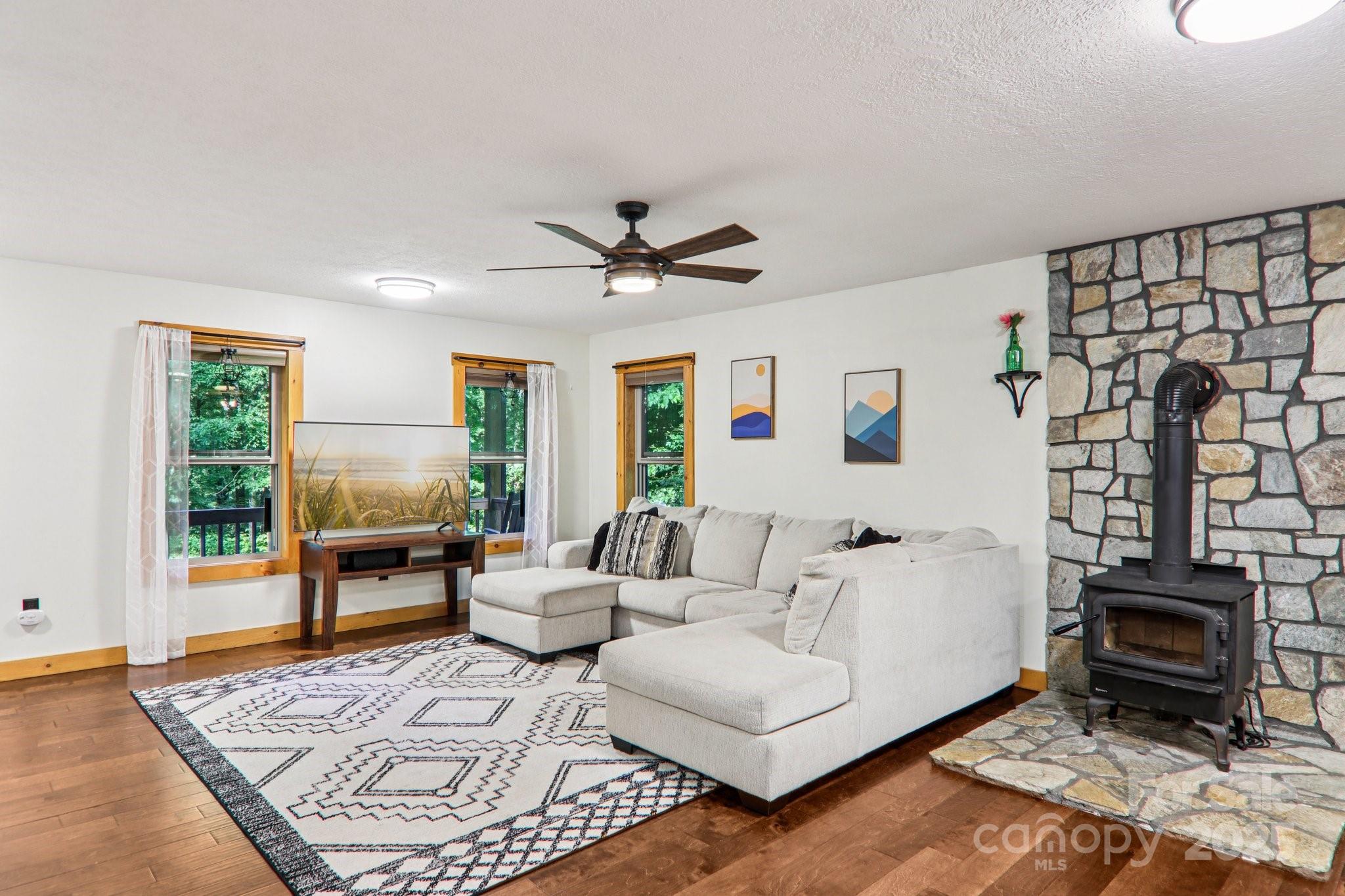 2171 Black Rock Road, Cherokee, NC - photo 8 of 37