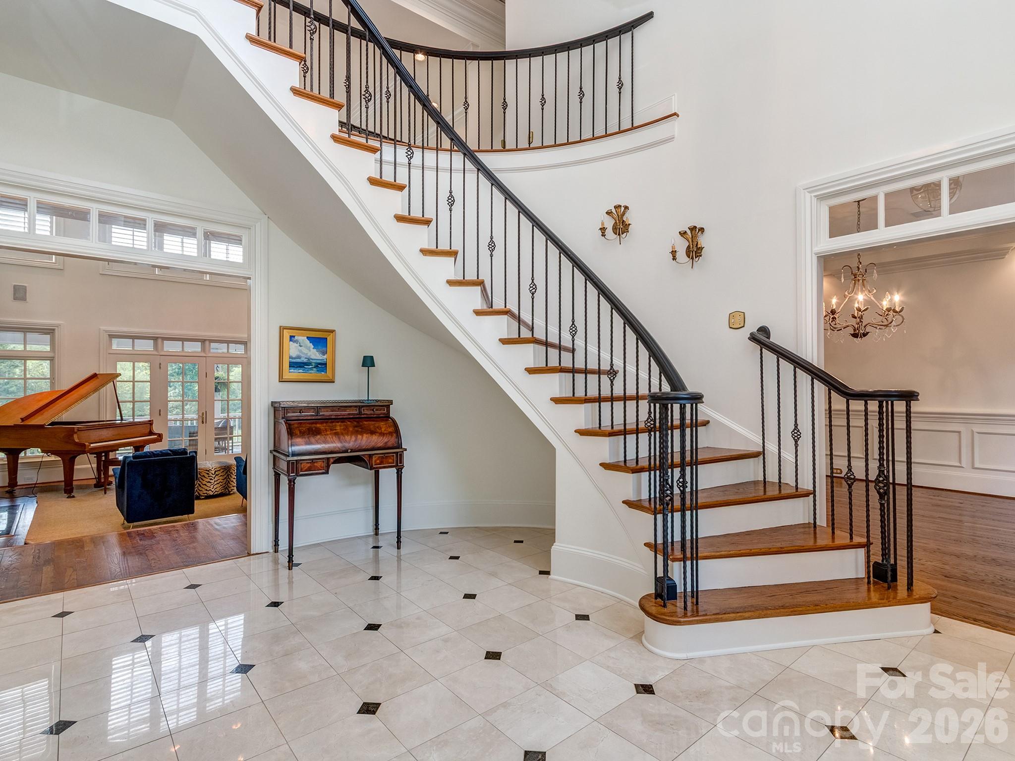 6528 Chipstead Lane, Charlotte, NC - photo 7 of 49