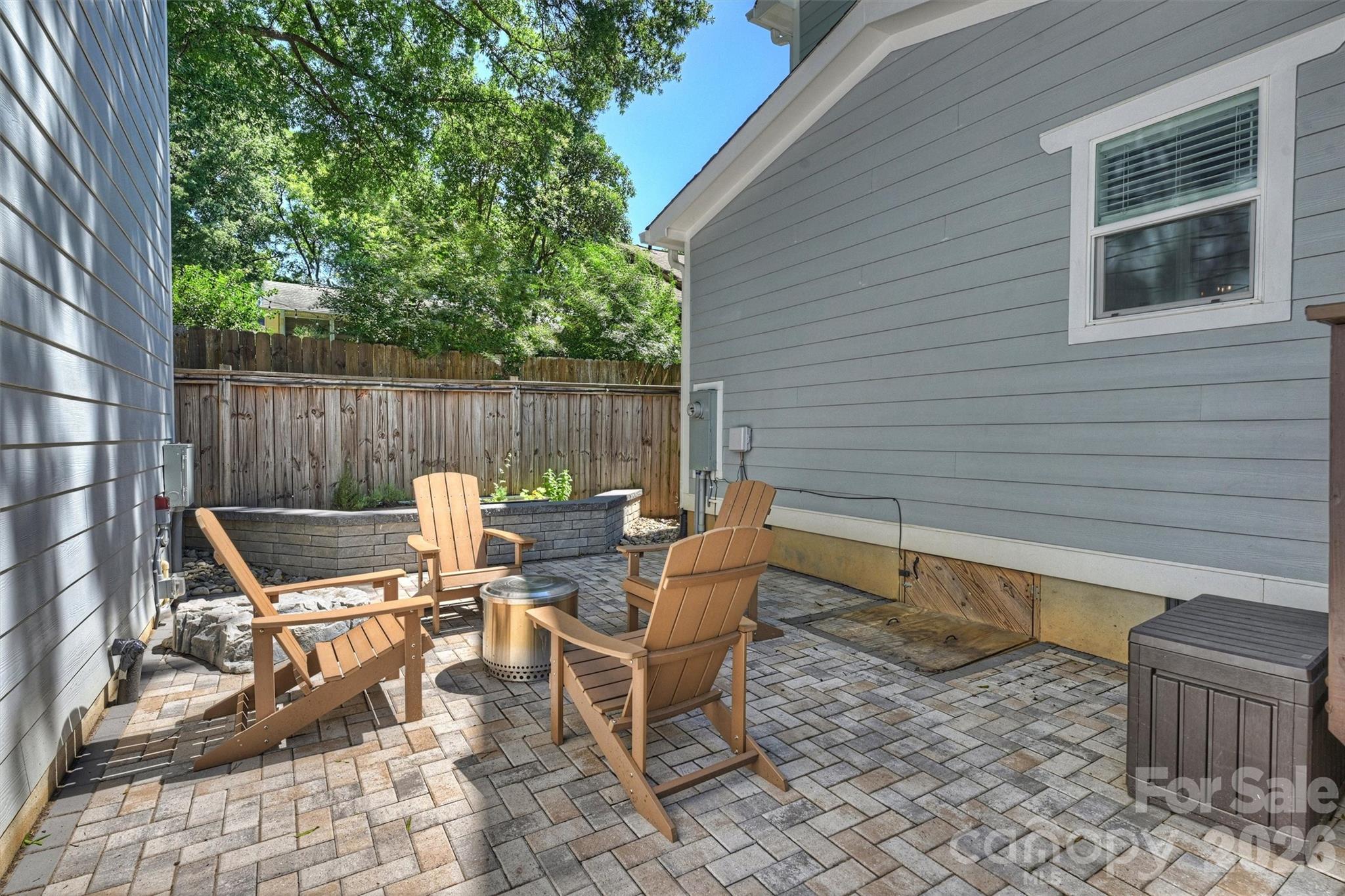 Photo 30 of 1617 Hawthorne Lane, Charlotte, NC