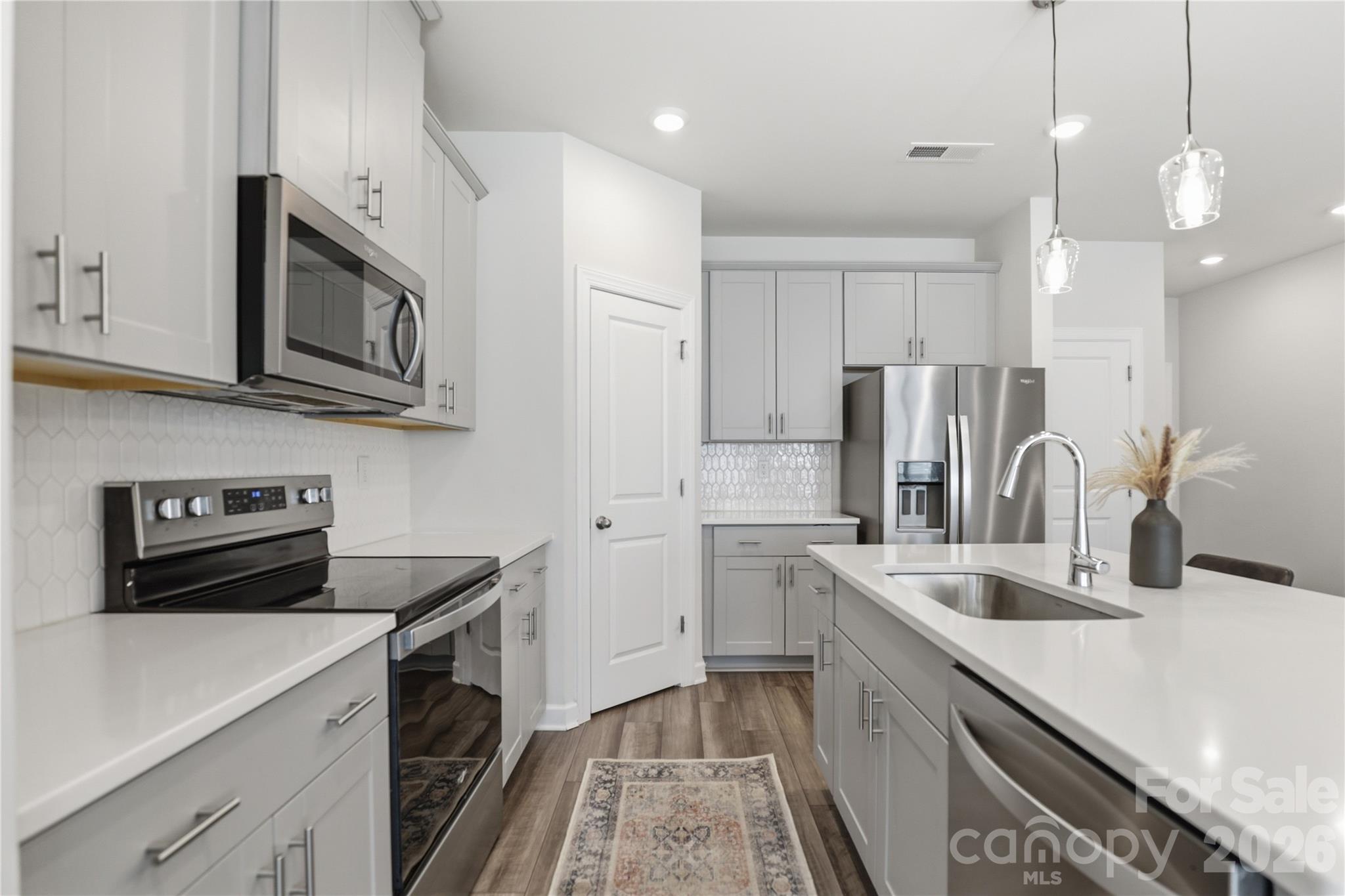 Photo 7 of 2317 Belterra Drive, Charlotte, NC