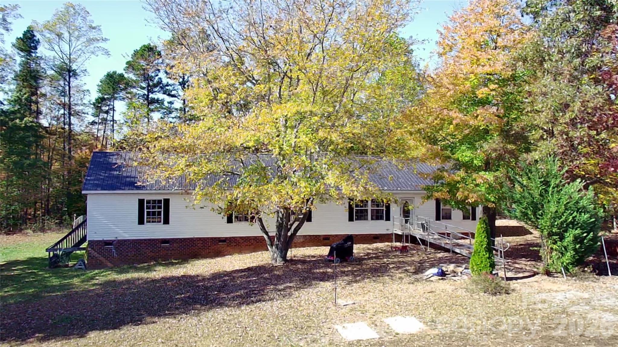 Photo 2 of 276 Ostwalt Amity Road, Troutman, NC