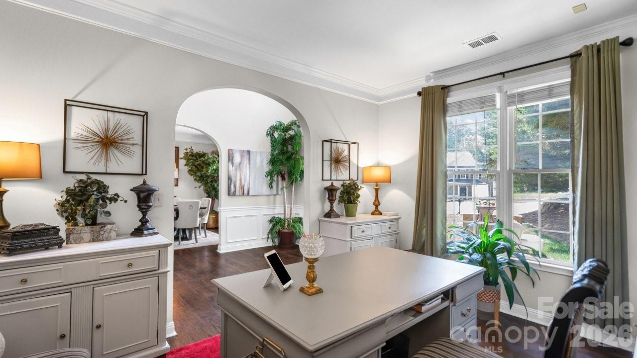 Photo 9 of 7715 Saddle Trail Lane, Charlotte, NC