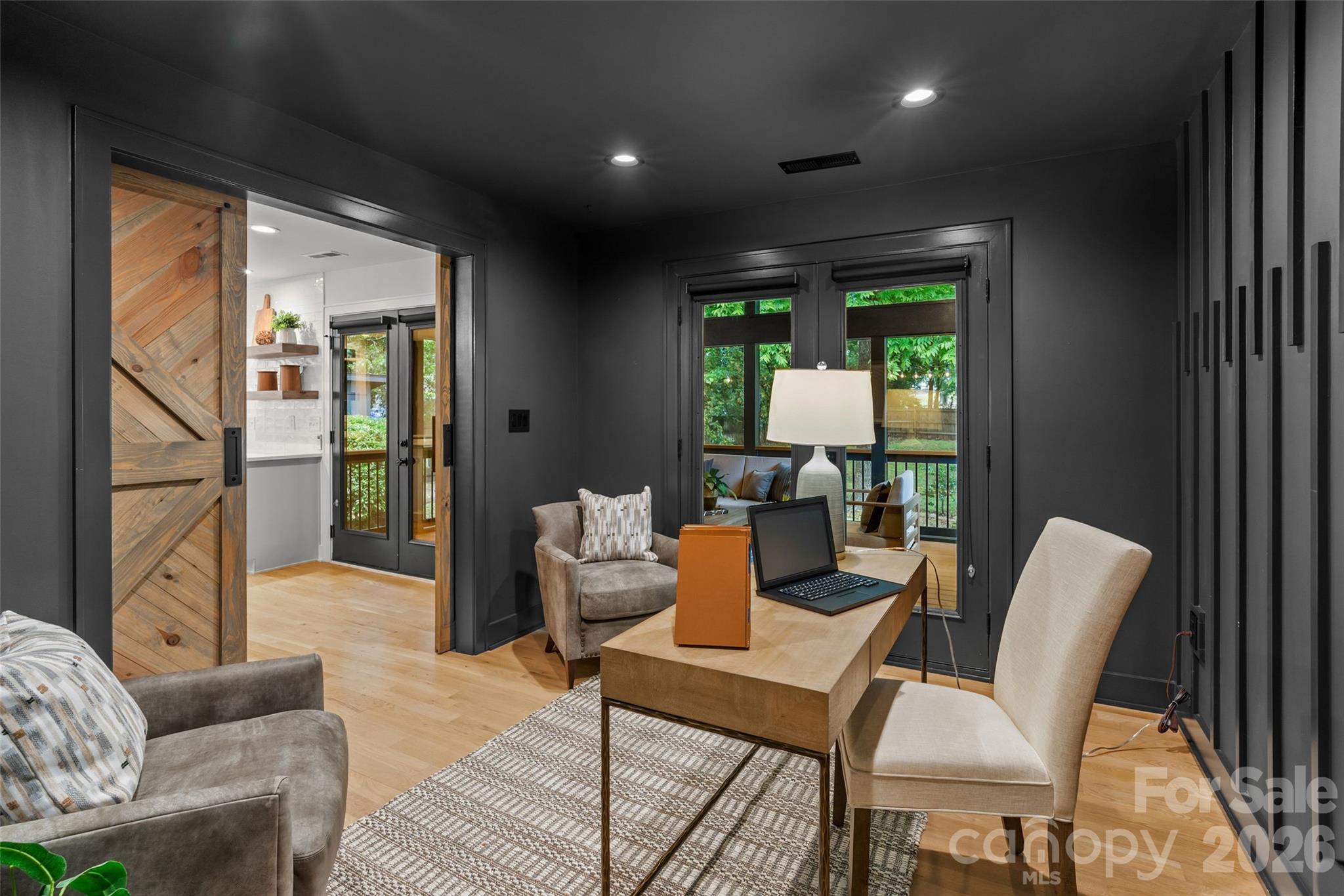 Photo 20 of 1542 Carolyn Drive, Charlotte, NC