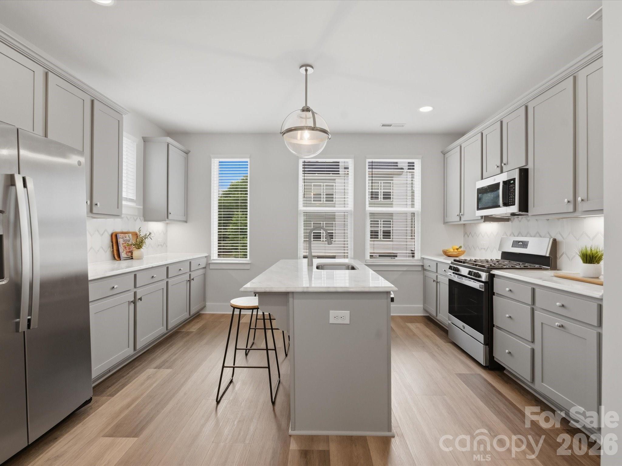606 West End Drive, Charlotte, NC - photo 6 of 29